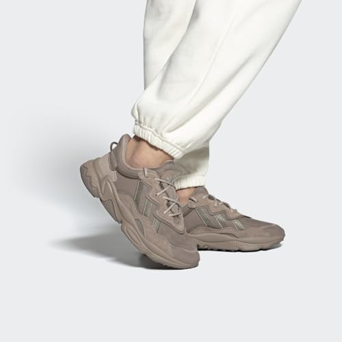 adidas Originals Women's Ozweego Sneaker, Chalky Brown/Simple Brown/White, 8