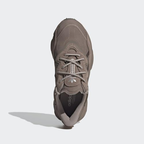 adidas Originals Women's Ozweego Sneaker, Chalky Brown/Simple Brown/White, 8