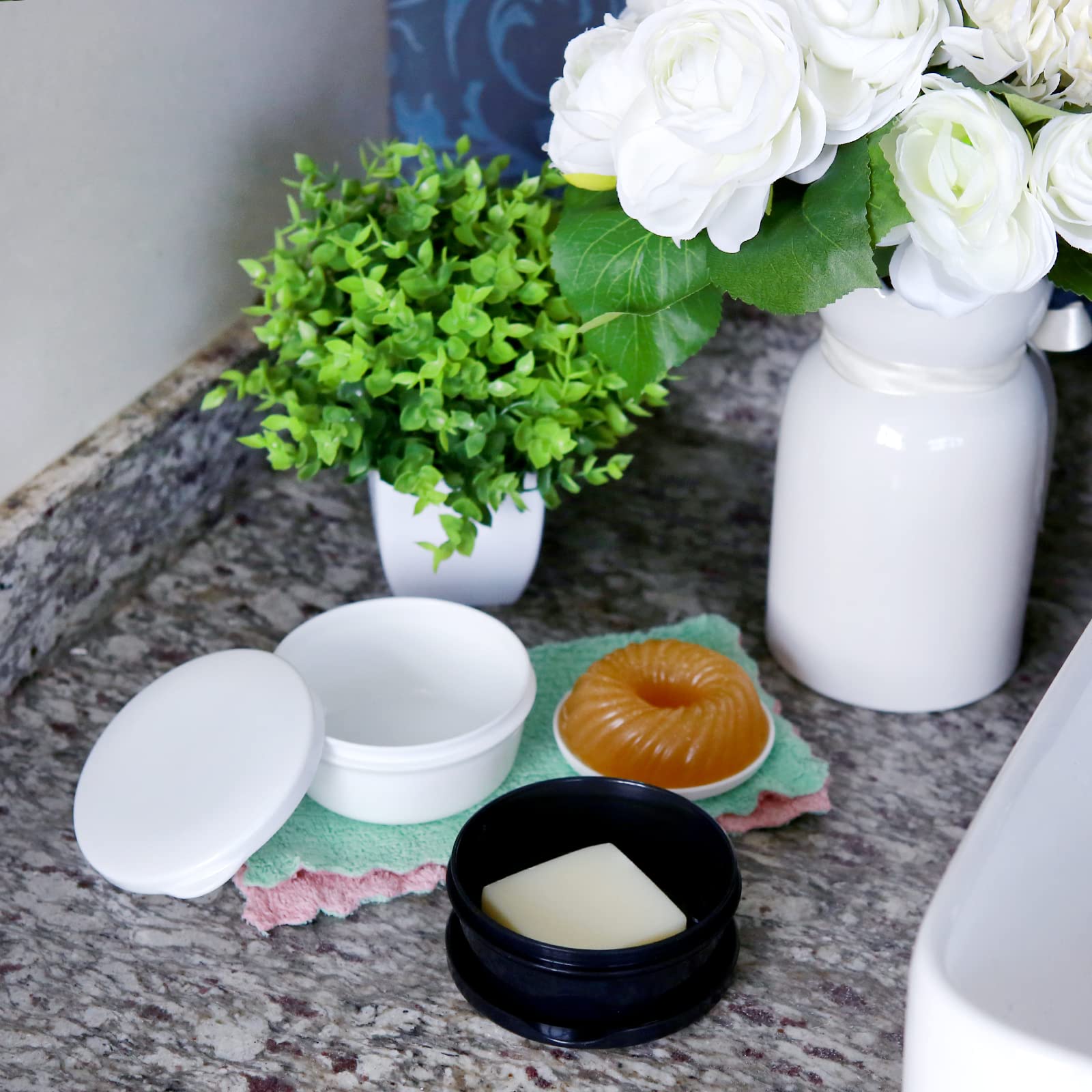 TITATI Soap Holder Travel Case Round Soap Dishes Shampoo Bar Container for Bar Soap, Soap Box for Travel Shower Gym Bathroom (Black + White)