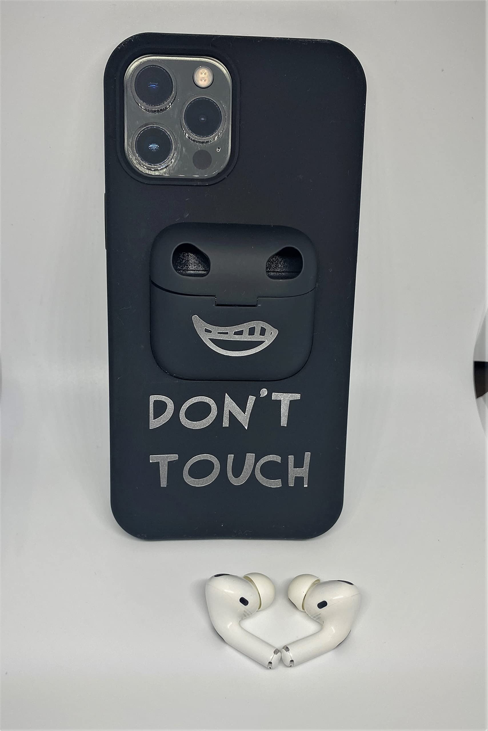"Don't touch" iPhone 12 Pro Max case with Airpods holder