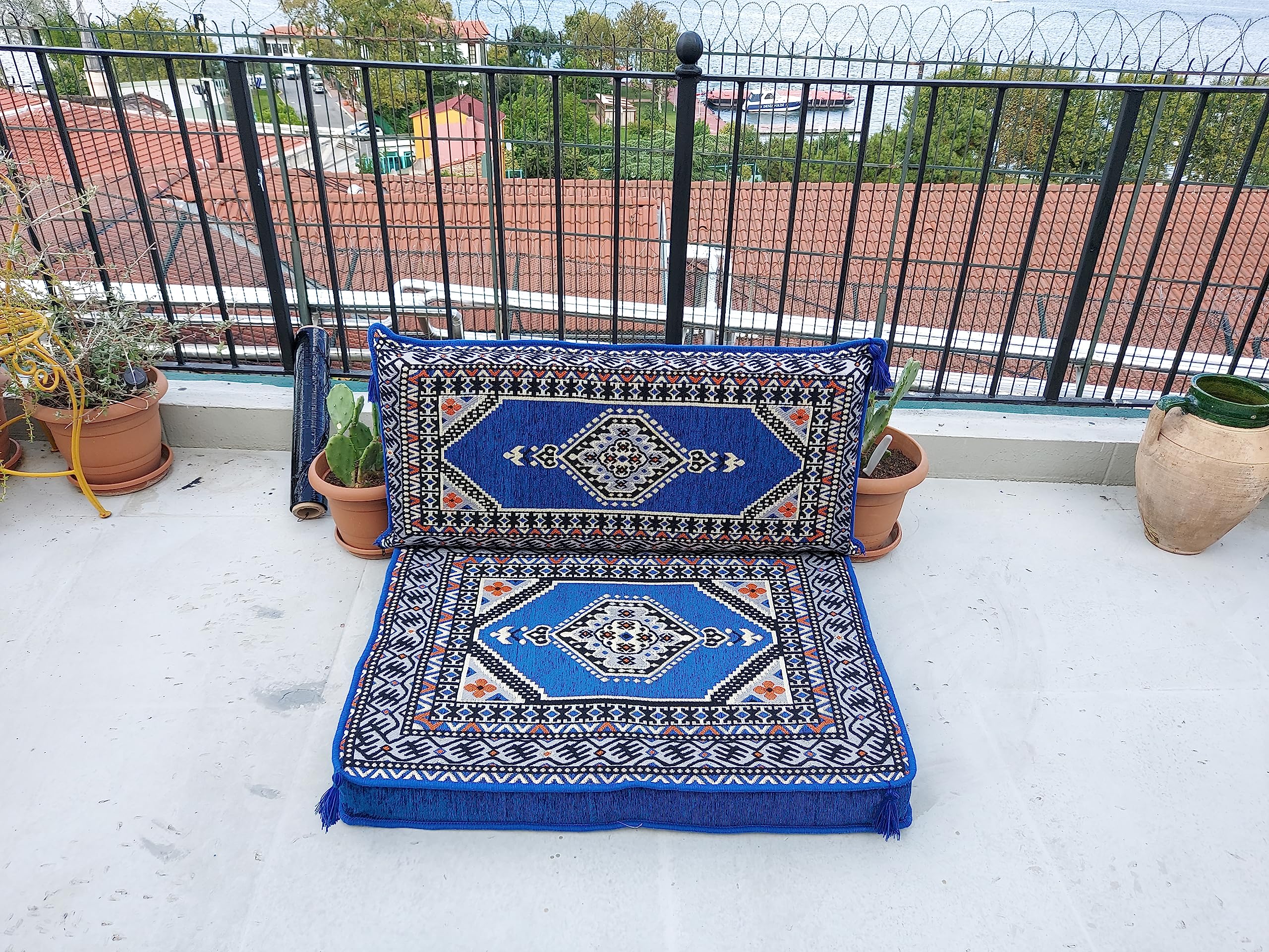 Loveseats, Sectional Sofa, Arabic Sofa Floor Seating Set, Pallet Sofa, Floor Cushions, Turkish Floor Sofa, Arabic Majlis, Kilim Rug Design (Blue)