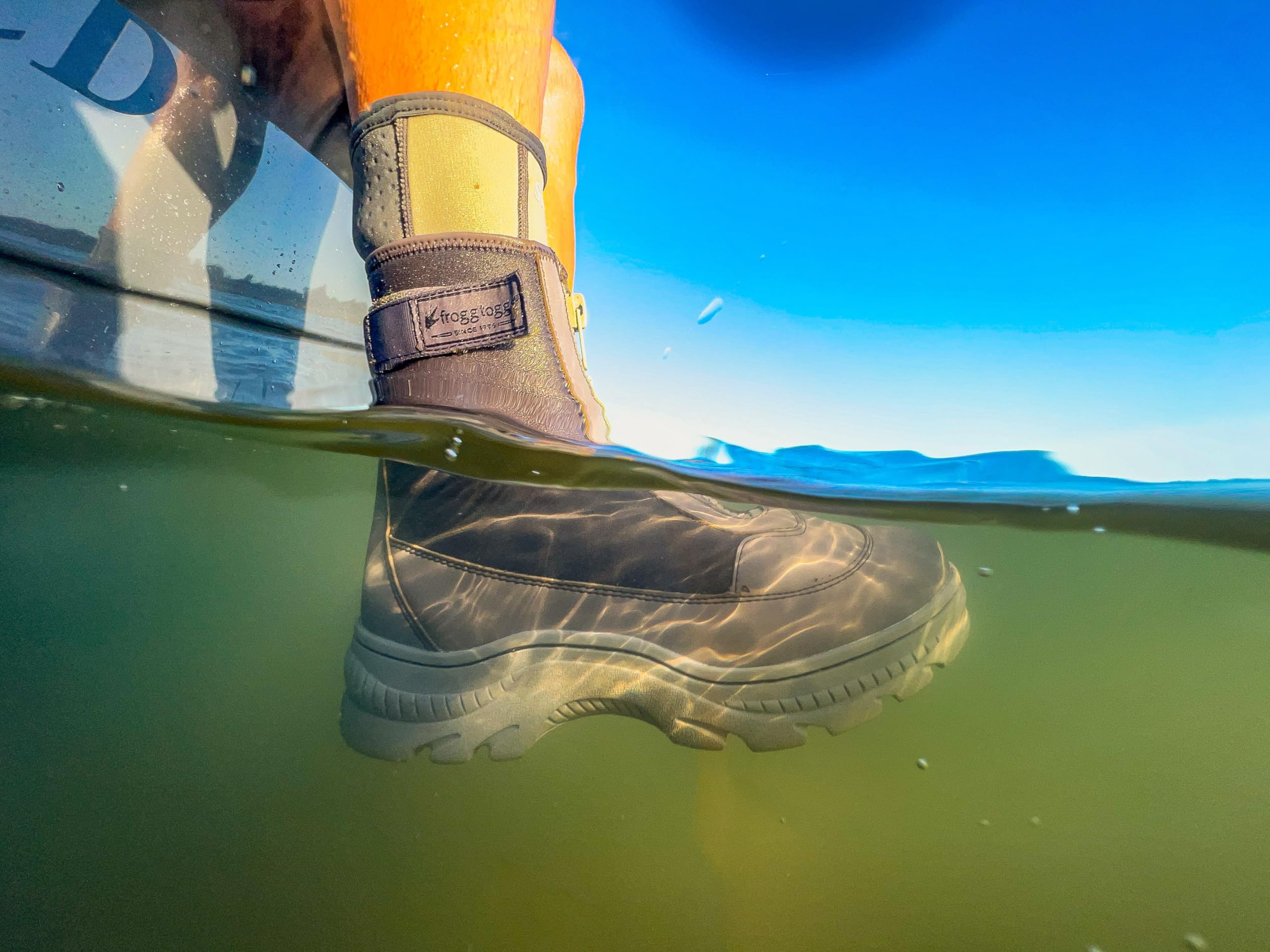FROGG TOGGS Aransas II Neoprene Surf & Sand Wading Boot