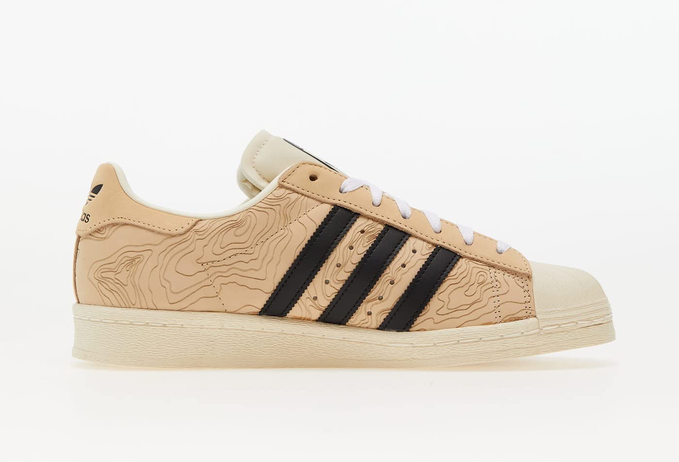 adidas Originals Mens Superstar 82 Classic Low Top Sneaker Shoe, Beige/Black/Core White, 9