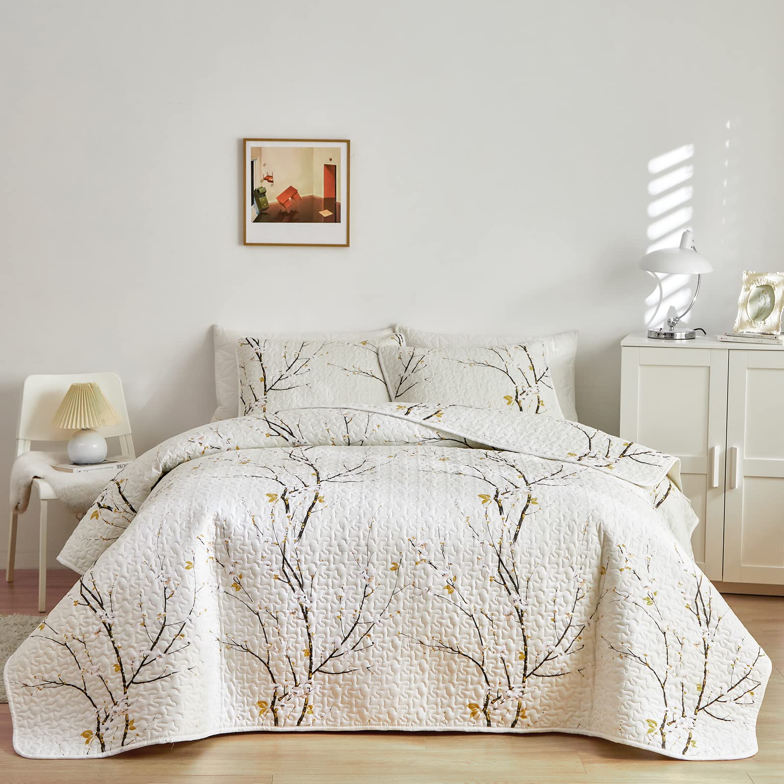 Quilt Set King Size Cream White with Black Branch Bedding Set 88x88 Soft Microfiber Lightweight Coverlet Bedspread Summer 3 Pc Bed Cover for (1 Quilt+ 2 Shams)