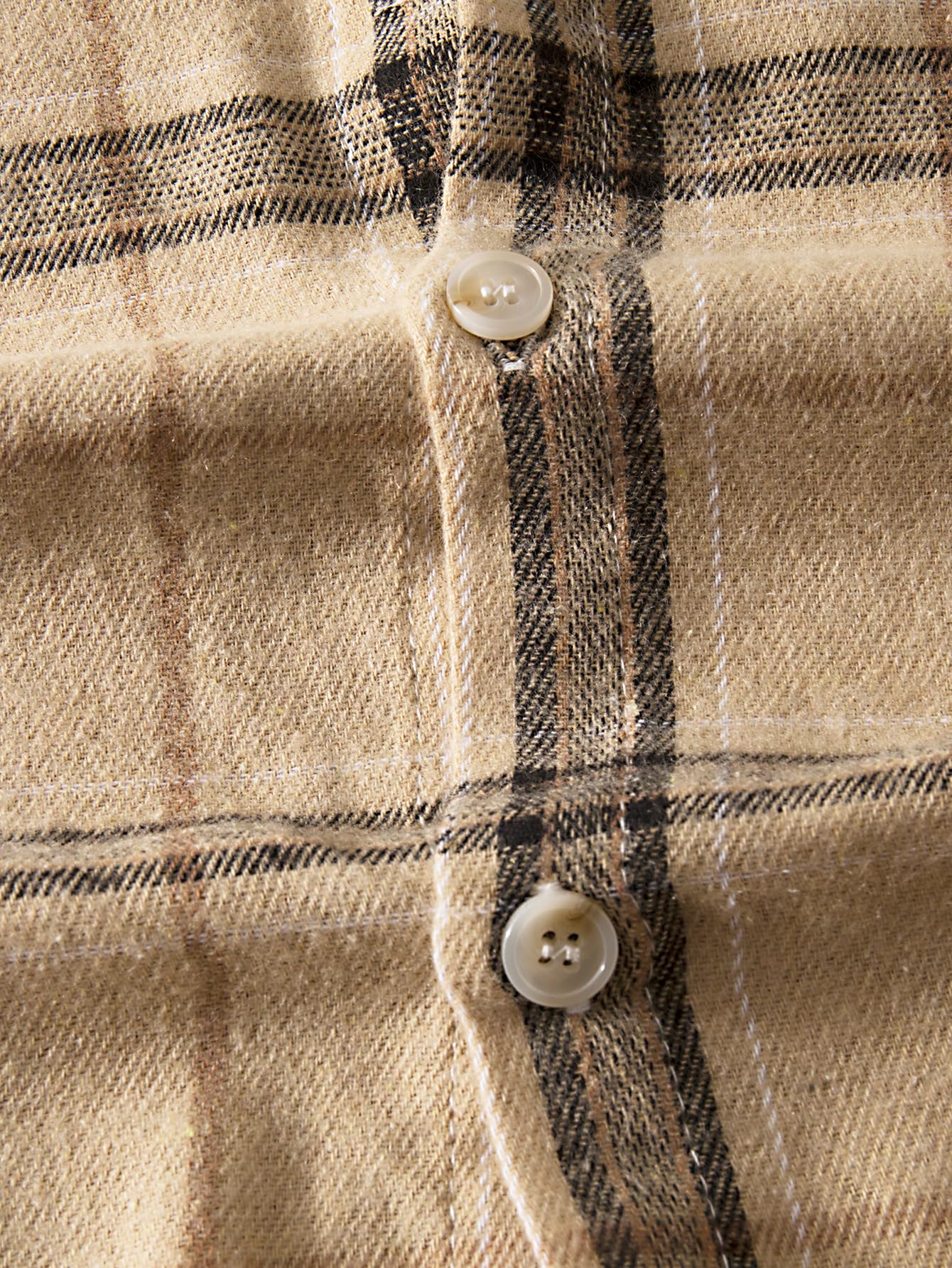 Floerns Men's Plaid Flannel Shirts Long Sleeve Regular Fit Button Down Causal Shirts Khaki L