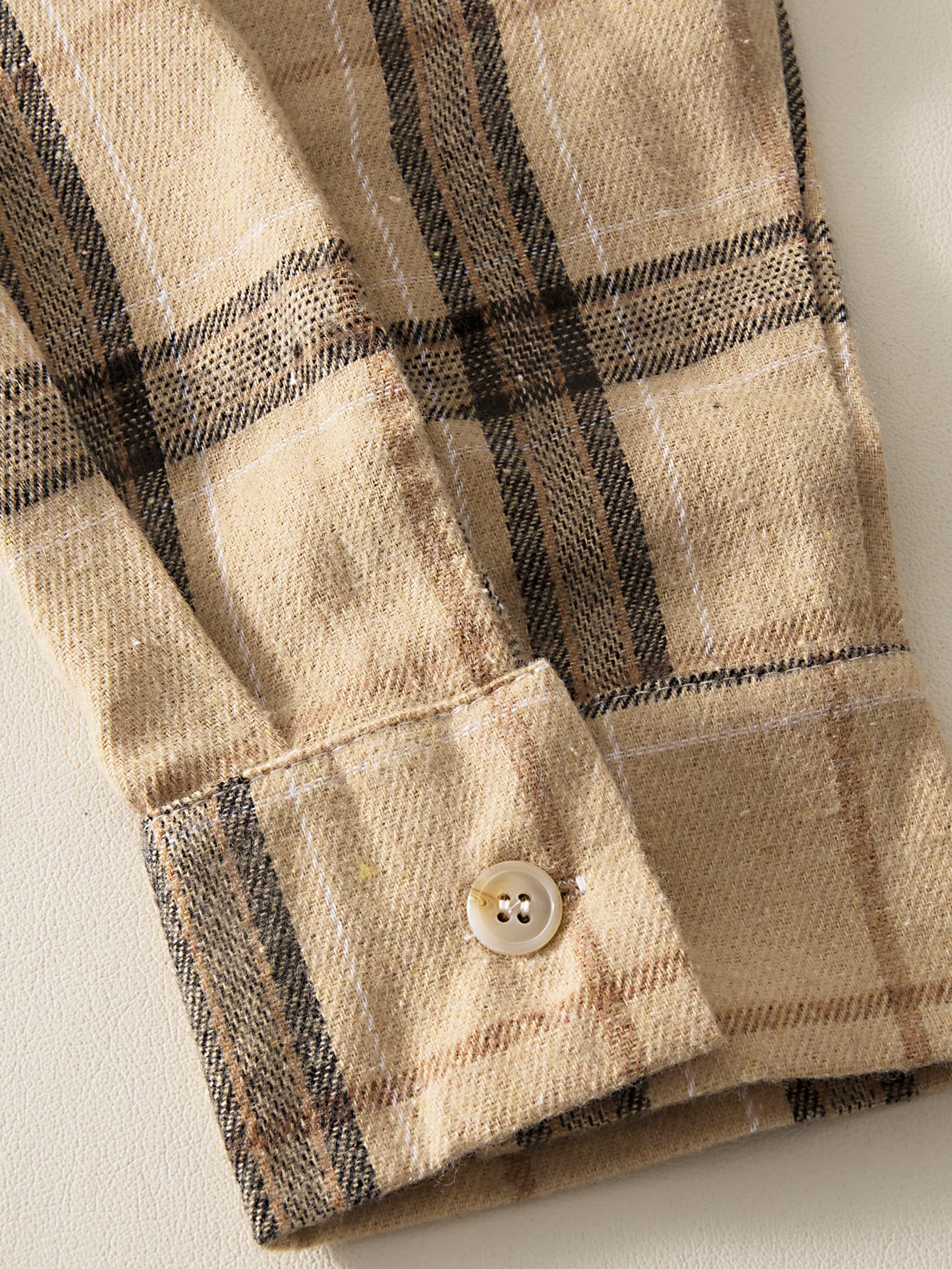 Floerns Men's Plaid Flannel Shirts Long Sleeve Regular Fit Button Down Causal Shirts Khaki L
