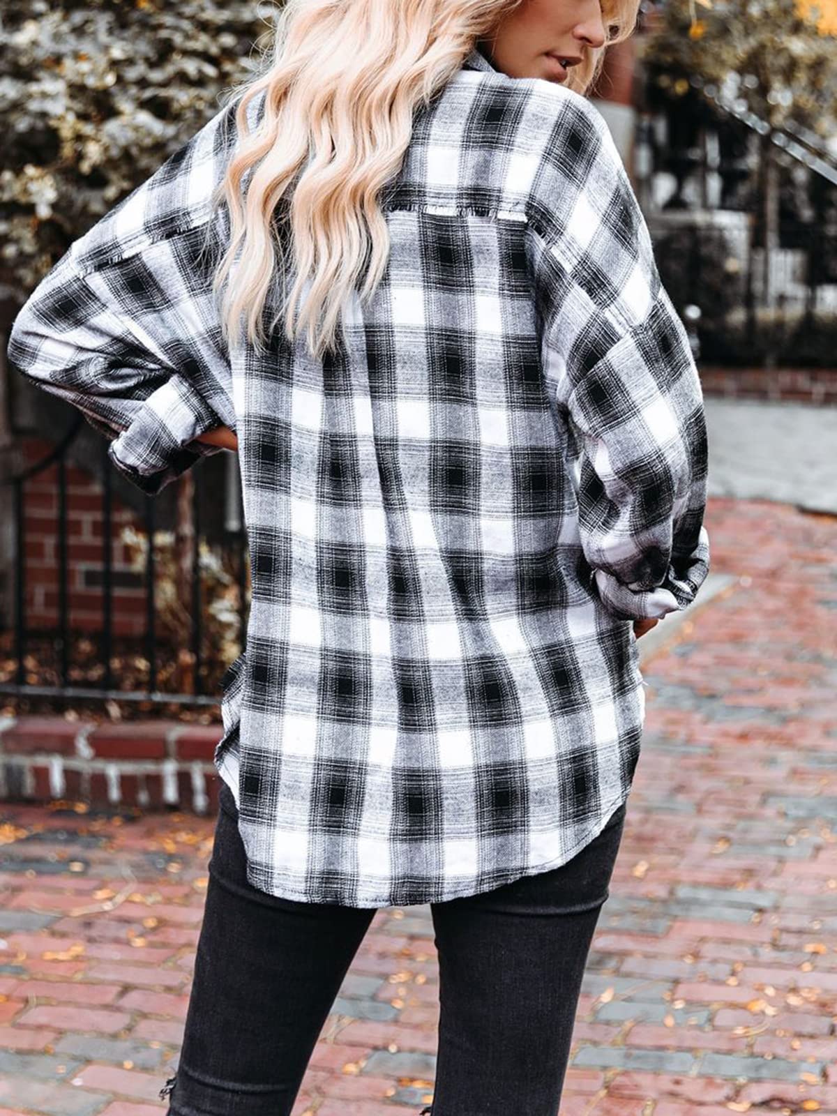 Paintcolors Women's Plaid Button Down Shirts Long Sleeve Blouses Flannel Oversized Tunic Tops with Pockets - Black-White XL
