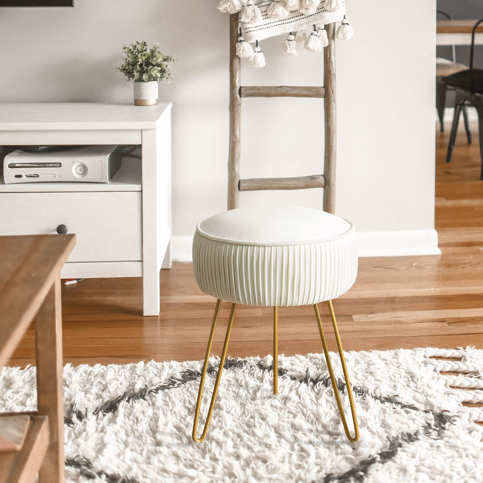 LUE BONA Pleated Vanity Stool, Velvet Upholstered Vanity Stool for Makeup Room, Round Mondern Stool for Vanity, Ottoman Footrest Stool with Metal Legs for Living Room, Bedroom, Beige