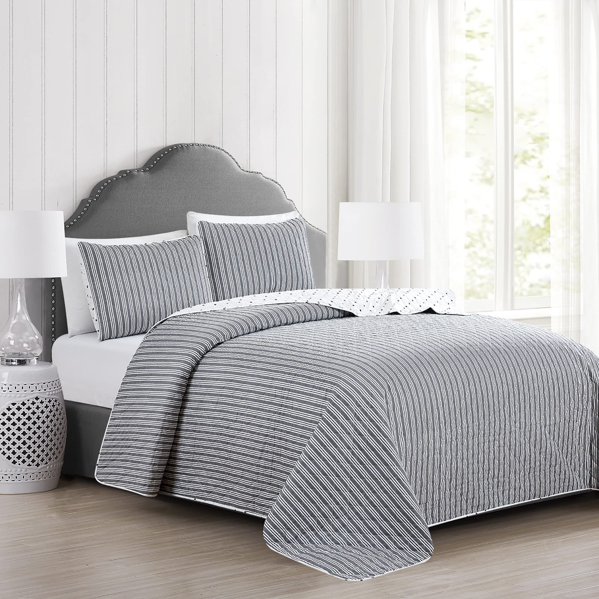 Market & Place 3 Piece Reversible Quilt Set with Shams | All-Season Soft & Lightweight Bedspread with Modern Striped Pattern | Nora Collection (Full/Queen, White/Grey)