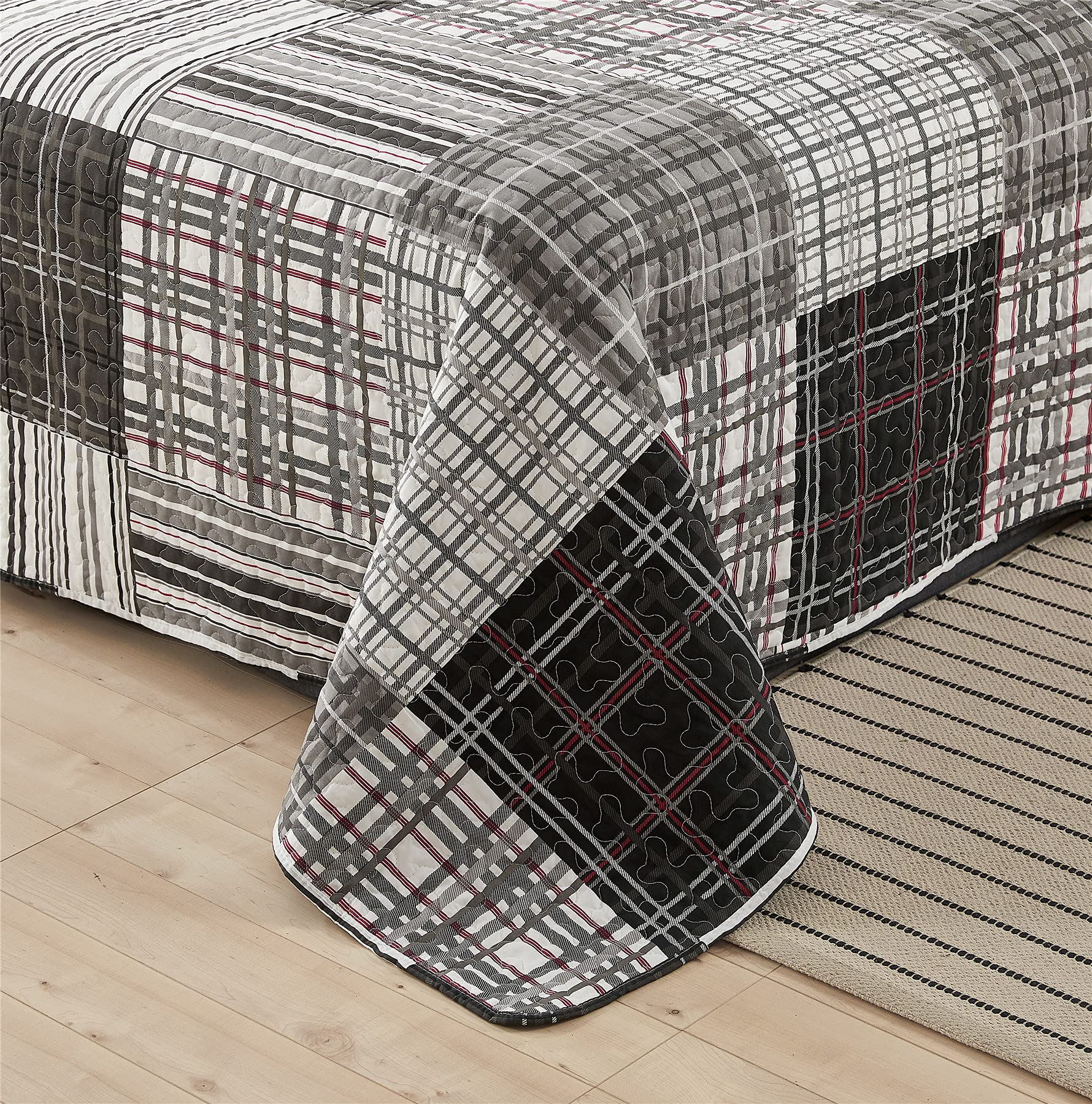 Ycosy King Size Quilt Set Bedding Plaid Patchwork Bedspread Set Soft Lightweight Quilt Bedspread Bedding Black White Grey Plaid Stripe Modern Quilts Patchwork Coverlet Mens Home Quilt for King Bed