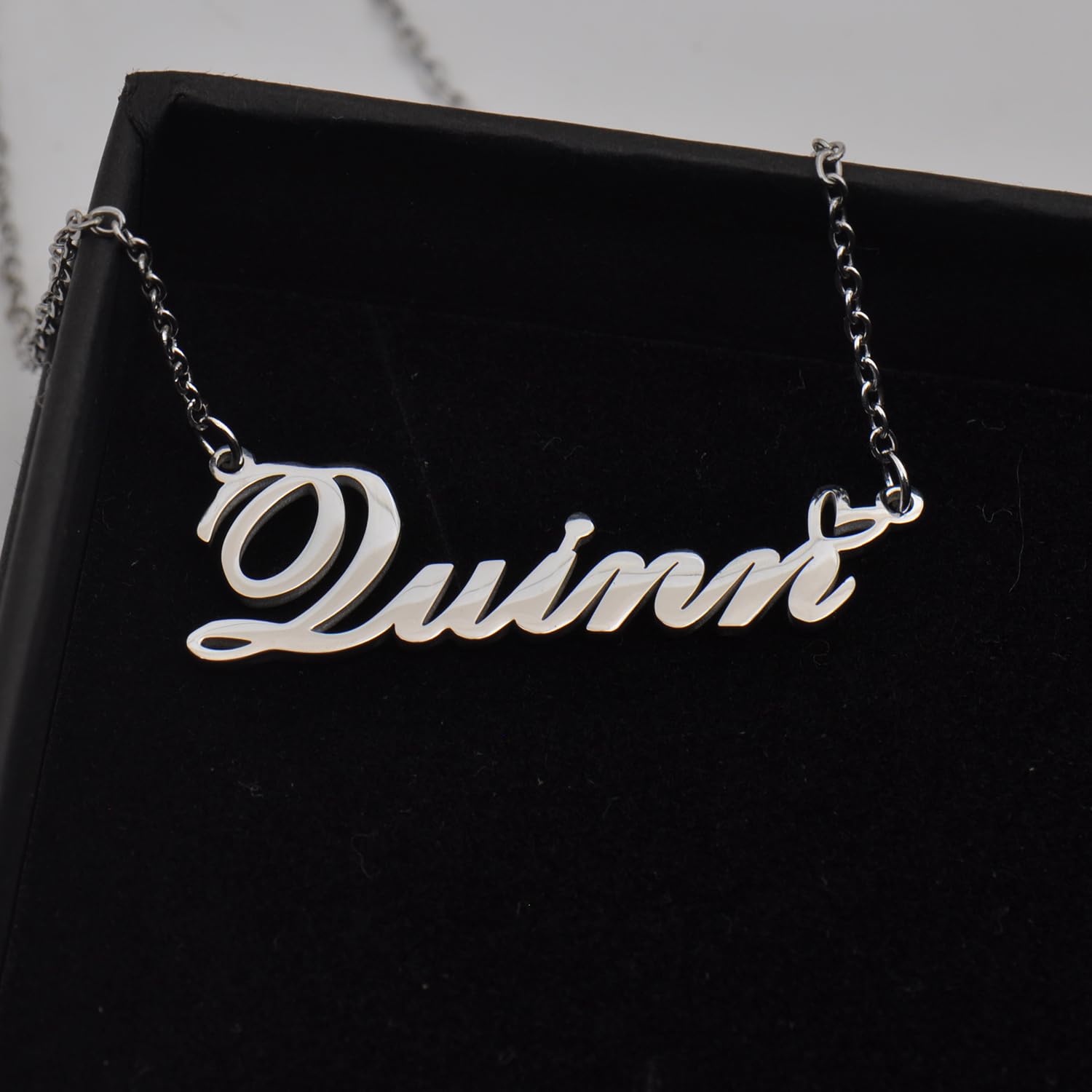 Aoloshow Stainless Steel Silver Lacey Heart Name Necklace Charm Pendant Jewelry for Mom Best Friends