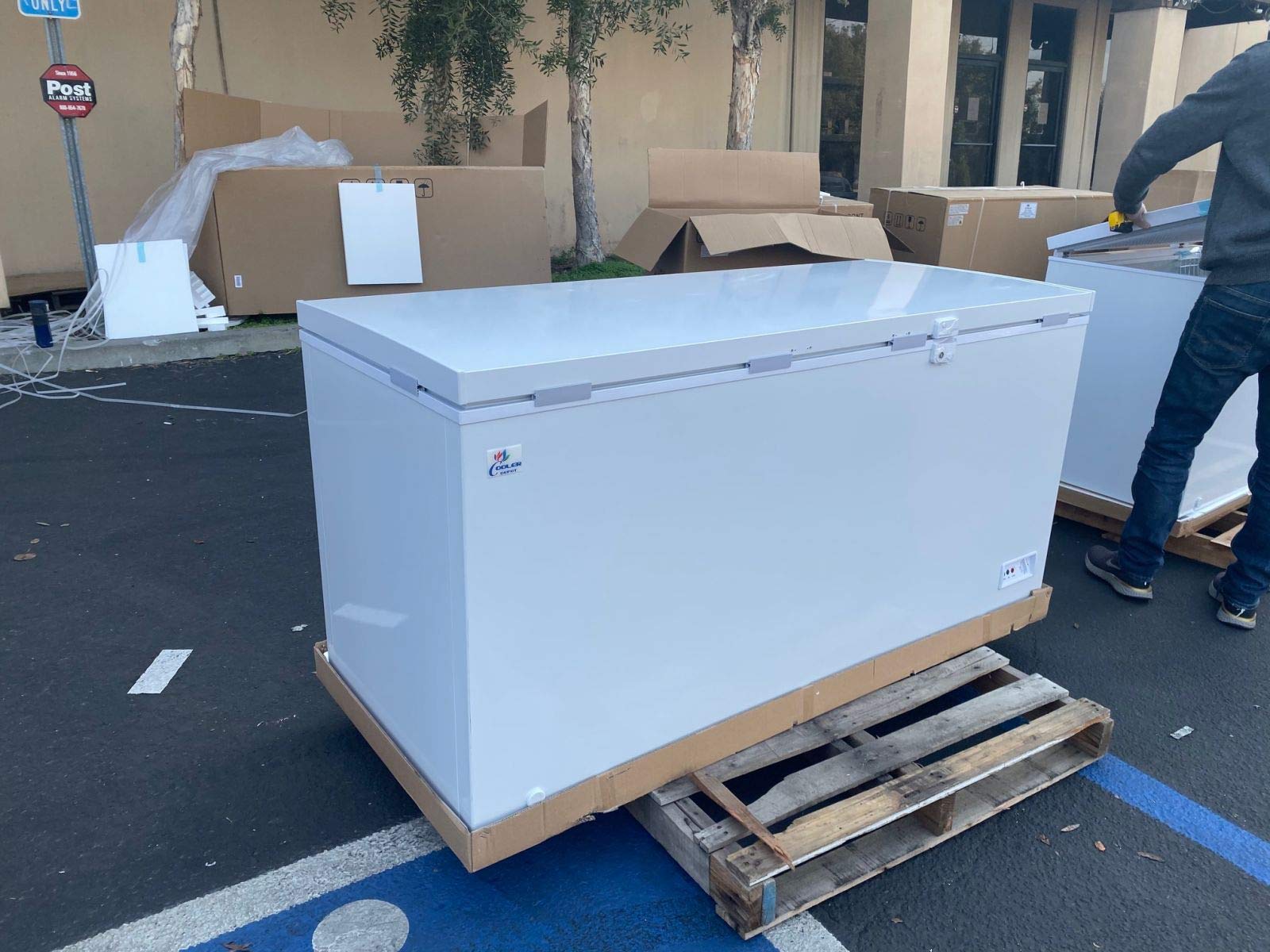 Commercial Freezer Chest freezer 18 cubic feet, 65" Length-Ice Cream freezer NSF Certified White Solid door w/Storage Baskets XF-562 dup1