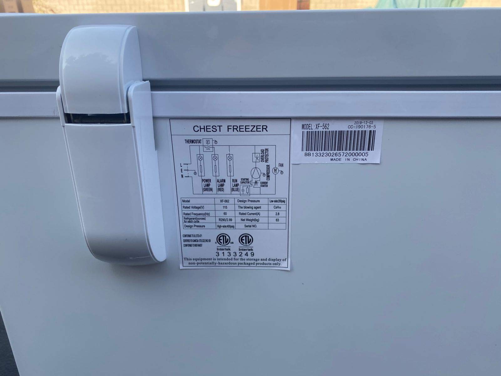 Commercial Freezer Chest freezer 18 cubic feet, 65" Length-Ice Cream freezer NSF Certified White Solid door w/Storage Baskets XF-562 dup1