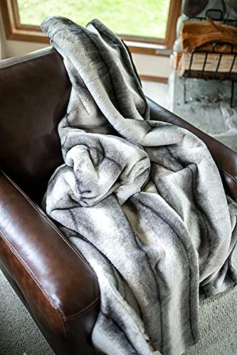 Double Sided Faux Fur Throw Blanket Silky Soft Oversized Afghan Machine Washable, Grey Striped Mink Chinchilla Shadow Fox (Charcoal, 60Wx70L)