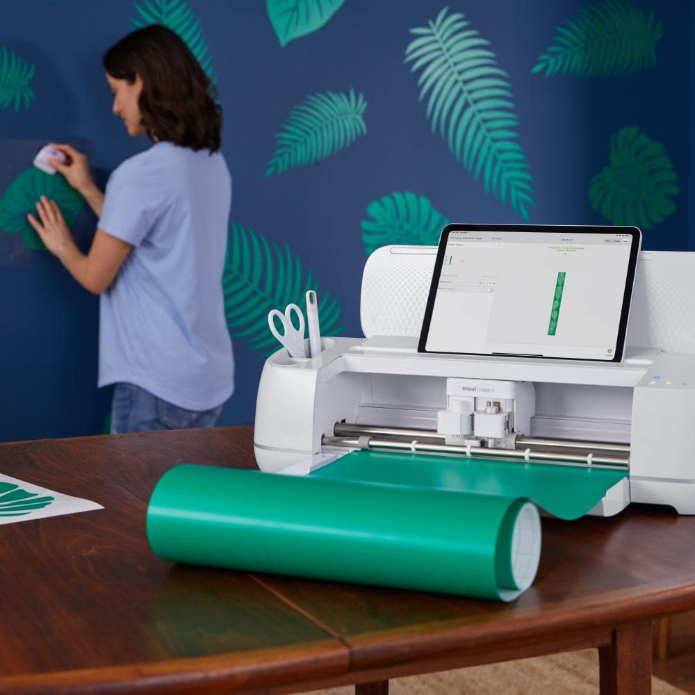 Cricut Smart Removable Vinyl (13in x 3ft, Red) for Explore and Maker 3 - Matless cutting for long cuts up to 12ft