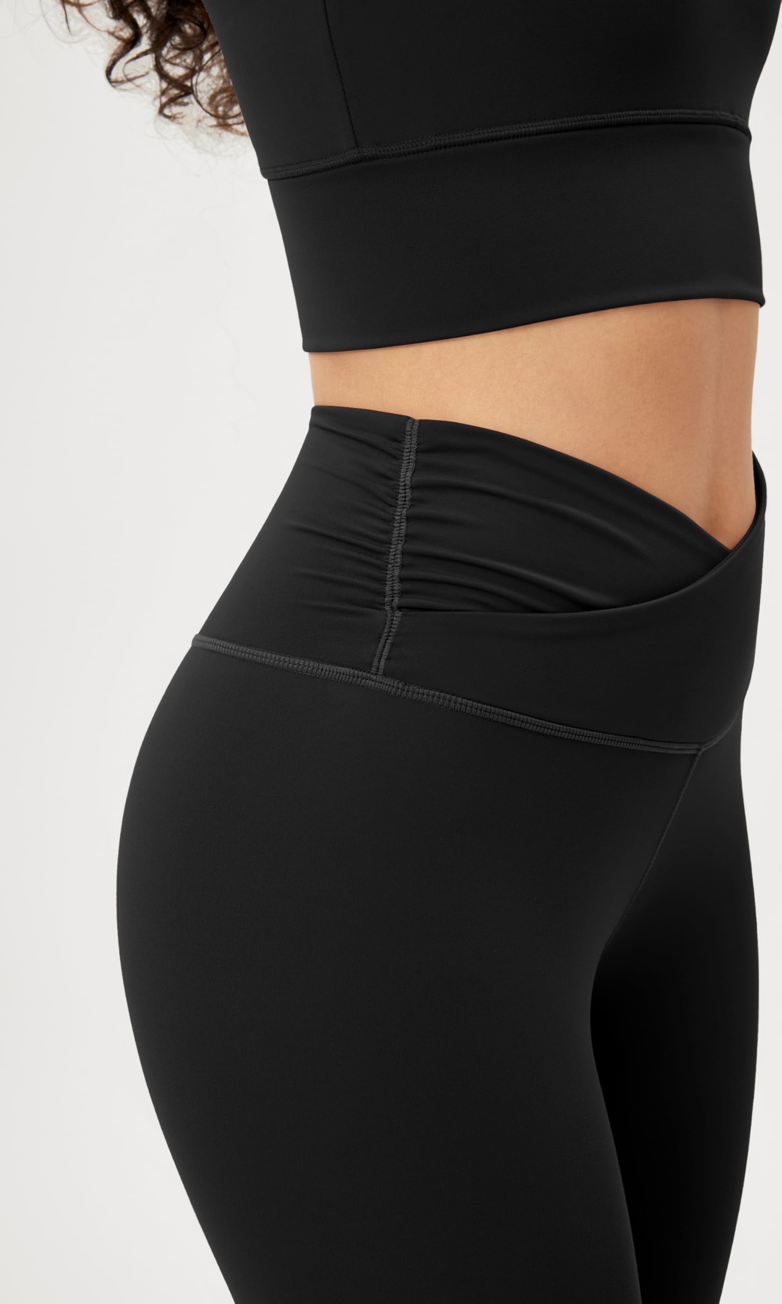 ODODOS Women's Cross Waist 7/8 Yoga Leggings with Inner Pocket, Inseam 25" Gathered Crossover Workout Yoga Pants, Black, Large