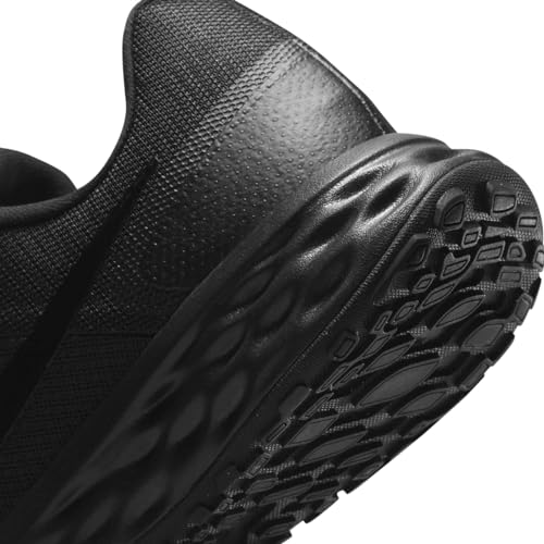 NIKE Men's Race Sneaker, Black Black Dk Smoke Grey, 10