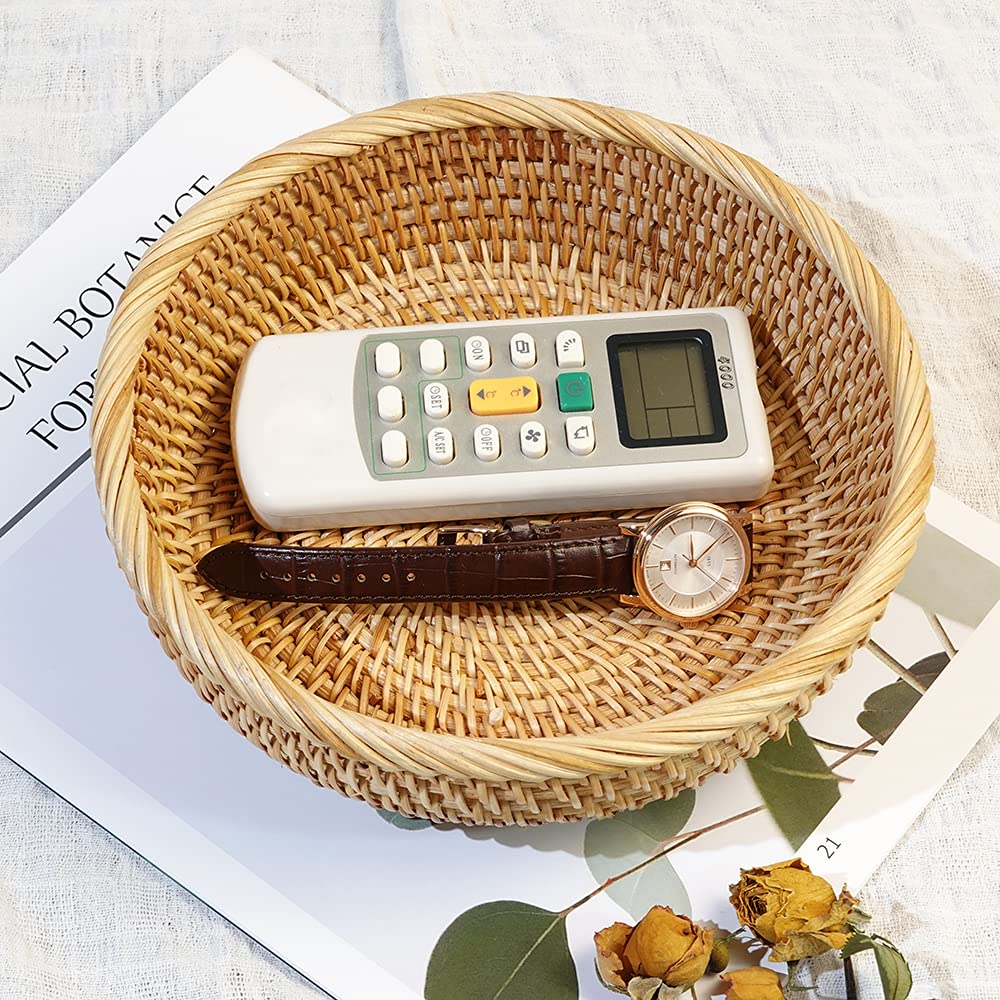 Small Round Keys Storage Basket for Entryway Table Tabletop Wicker Catchall Organizer Woven Basket for Keys Wallet Remote Control Cards Crackers Fruit Candy Serving Basket