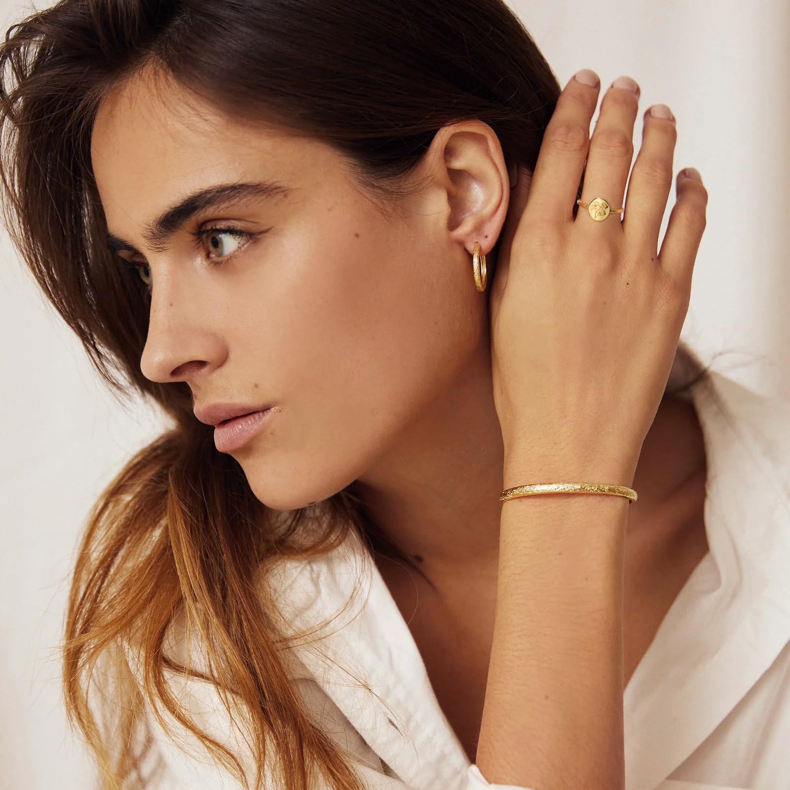 YeGieonr Gold Rings for Women Non Tarnish Signet Ring, 925 Sterling Silver Rings, Dainty Flat Gold Flower Ring