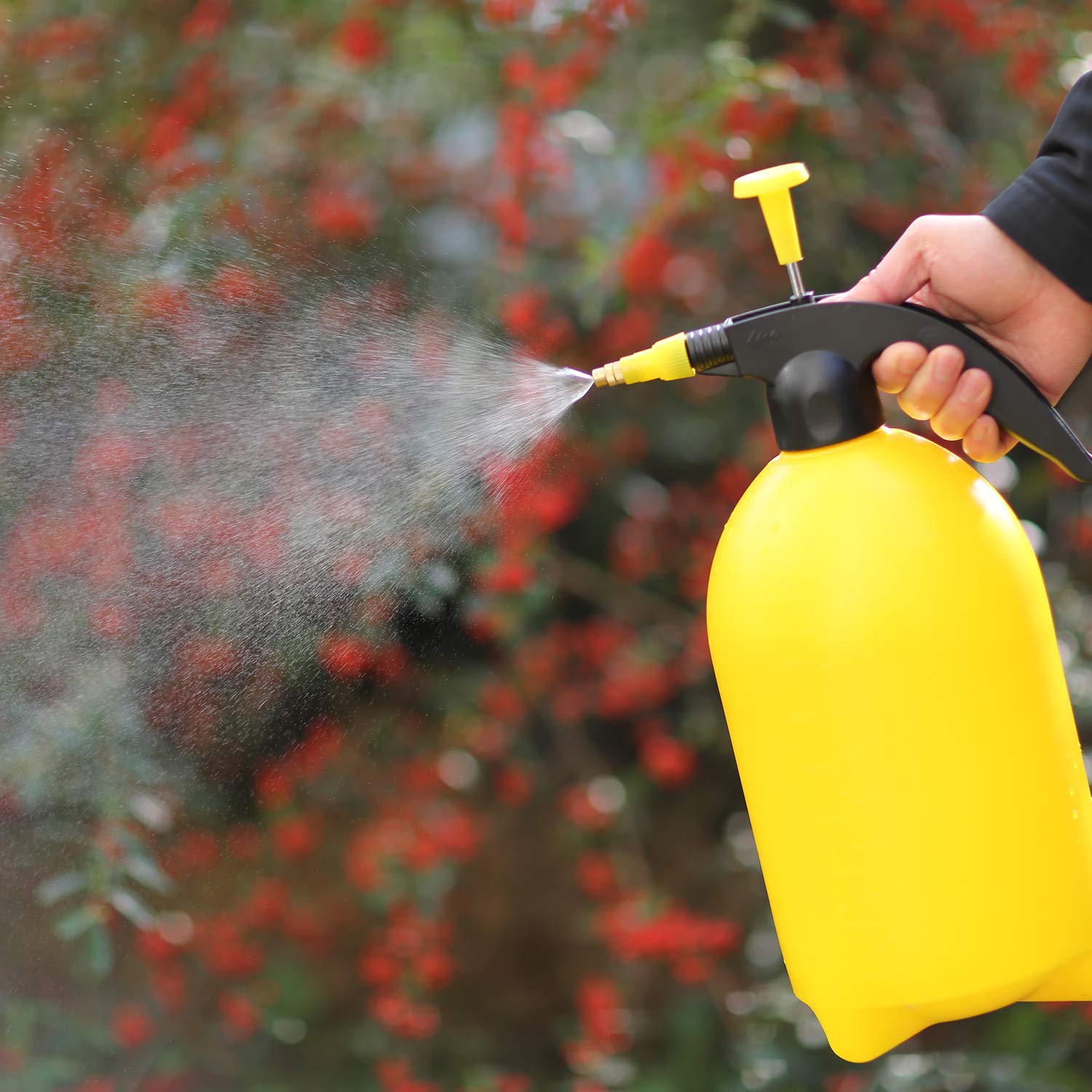 CLICIC Garden Pump Sprayer Portable,Hand-held Lawn Pressure Pump Sprayer Bottle with Adjustable Nozzle for Spraying Weeds/Watering/Home Cleaning/Car Washing 1 Gallon