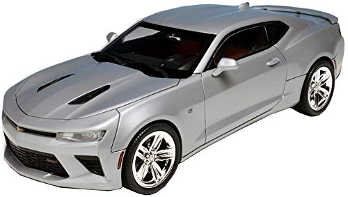 AMT AMT982 1:25 Scale 2016 Chevy Camaro SS Model Kit