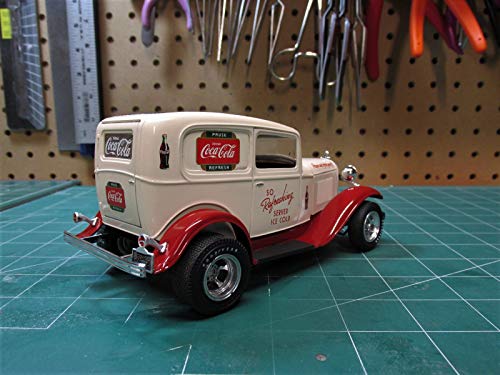 1932 Ford Sedan Delivery Coca Cola 1:25 Scale MPC Plastic Car Kit