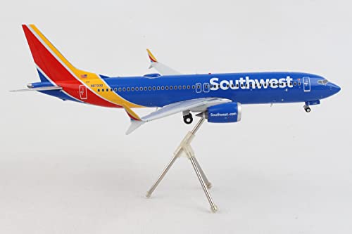 GeminiJets Southwest Airlines Boeing 737 MAX 8 N8730Q; Scale 1:200 G2SWA1008