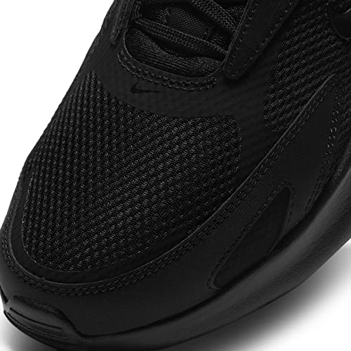 NIKE Men's Race Running Shoe, Black, 11