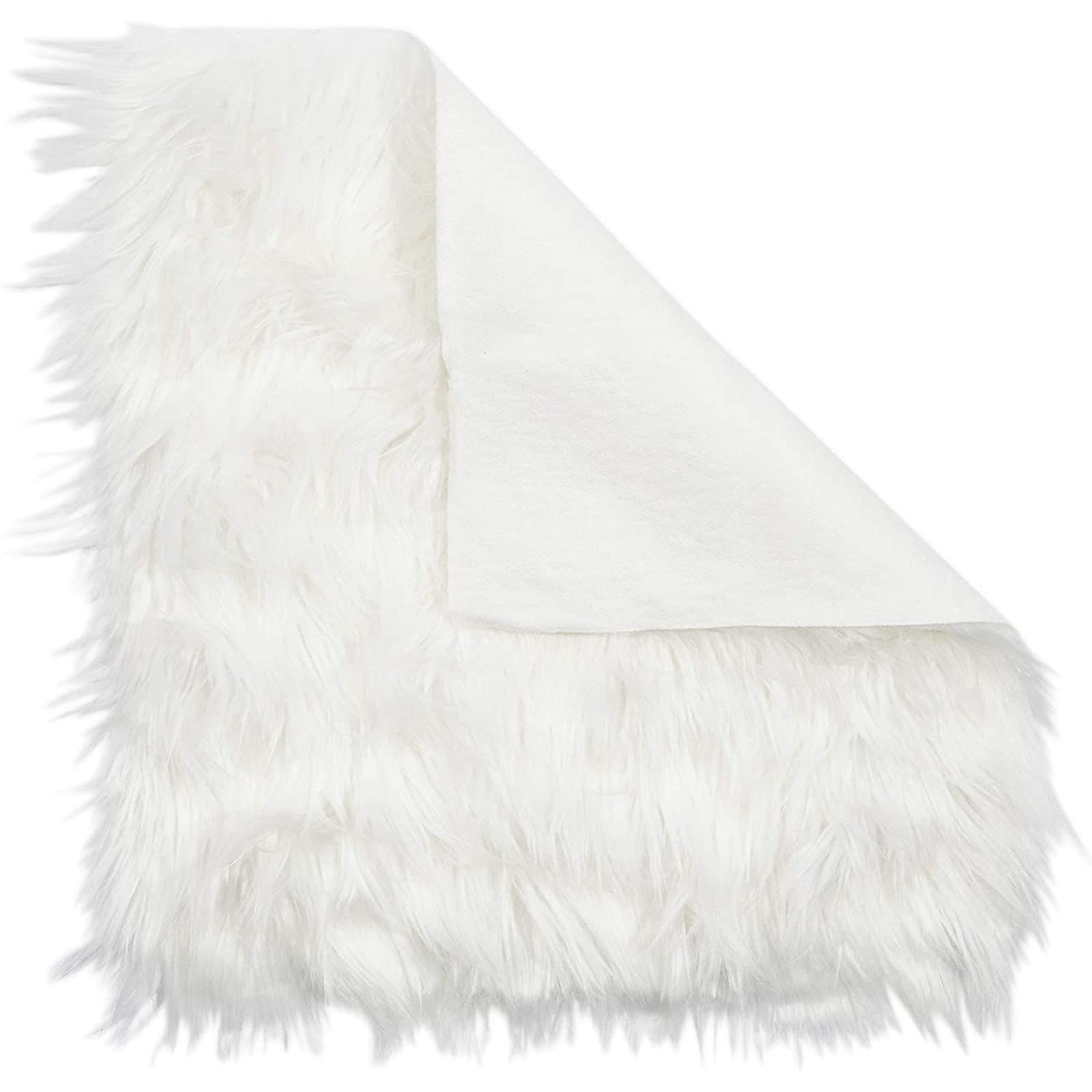 2-Pack 18x18-Inch Faux Fur Fabric Squares, Shaggy White Synthetic Fur Sheets for Crafting and Sewing Projects, Costumes for Pets and Dolls, Throw Pillow and Scatter Cushion Making Supplies