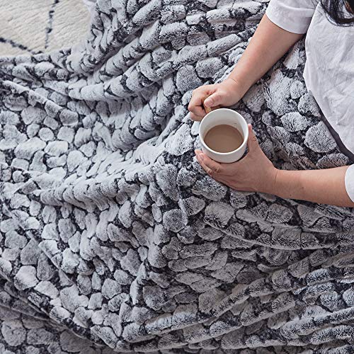 FY FIBER HOUSE Super Soft Rabbit Faux Fur Fleece Throw Blanket Thick Luxurious Faux Fur Plush Warm Fuzzy with Stone Pattern for Bed Sofa, 50"X60", Black