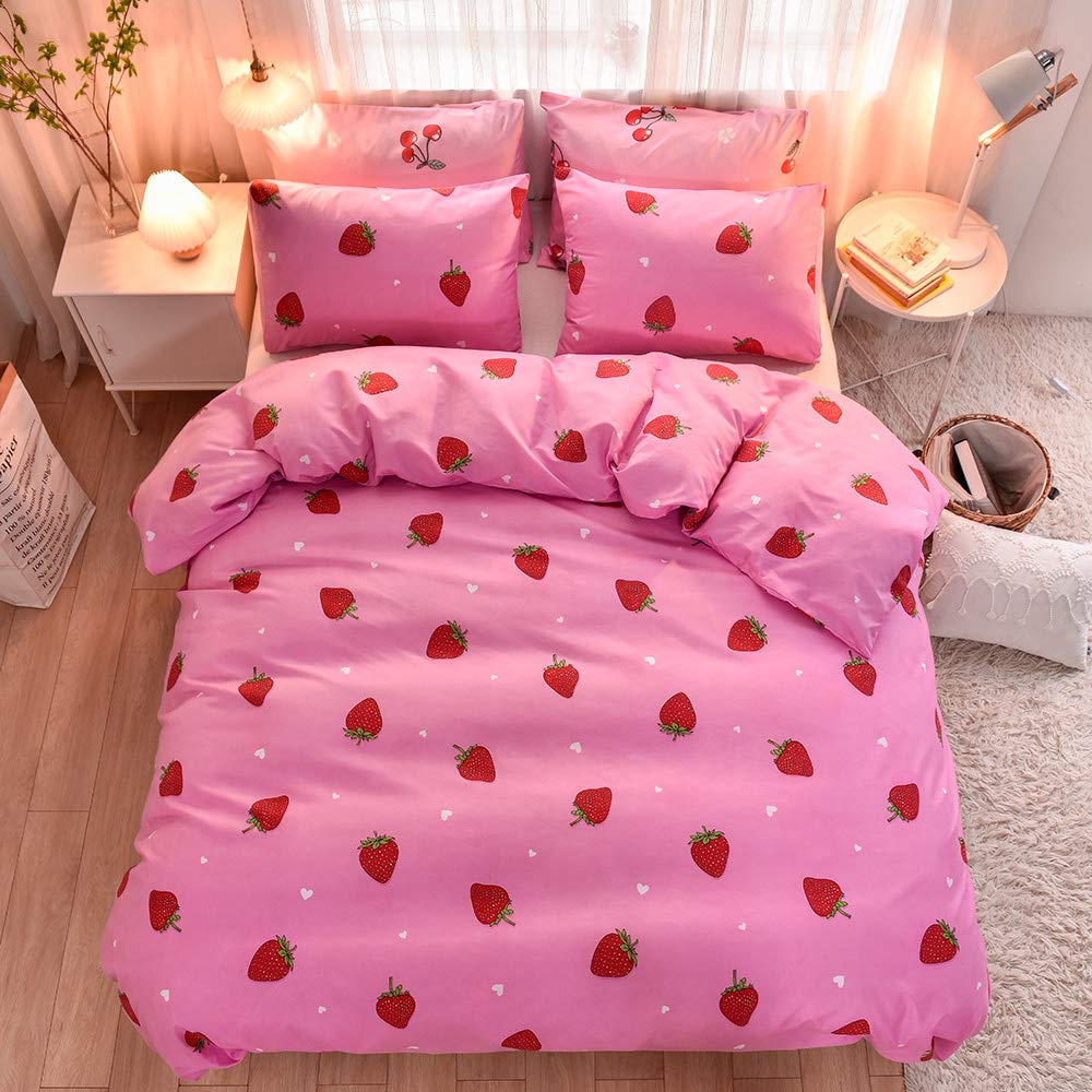 Lightweight Hotel Luxury Duvet Cover 3 Piece Set-Kids Kawaii Cute Fruit Strawberry Ultra Soft Premium Microfiber Breathable Comforter Cover with Zipper Closure, Corner Ties Full/Queen (90x90 inches) …