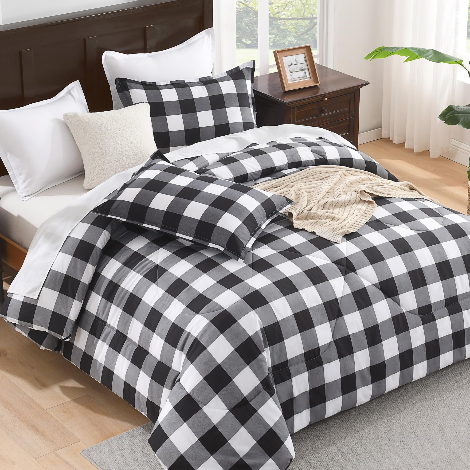 Andency Black Plaid Comforter Set Twin Size (66x90 Inch), 2 Pieces (1 Gingham Comforter and 1 Pillowcase), Summer Lightweight Microfiber Buffalo Check Down Alternative Comforter Set for Kids Boys