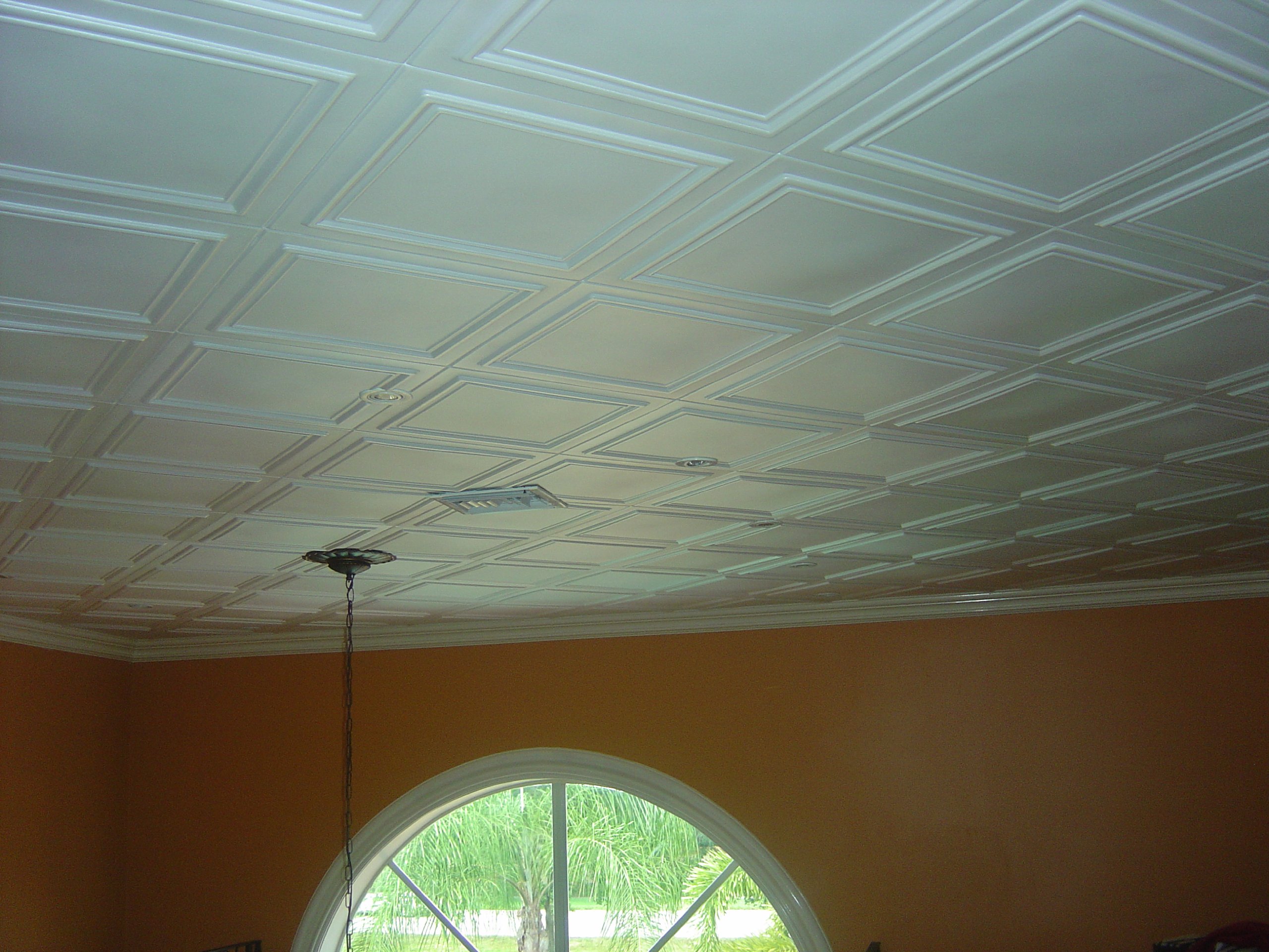 Euro-Deco Stratford R24W Foam Glue Up 20x20 Decorative Ceiling Tiles (21.12 s/f) Pack of 8 PCS, White