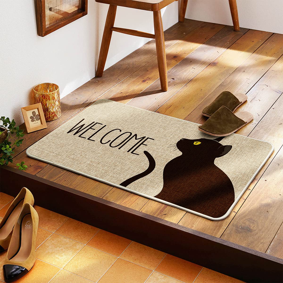 Artoid Mode Black Cat Welcome Decorative Doormat, Pet Halloween Floor Mat Switch Mat for Indoor Outdoor 17 x 29 Inch