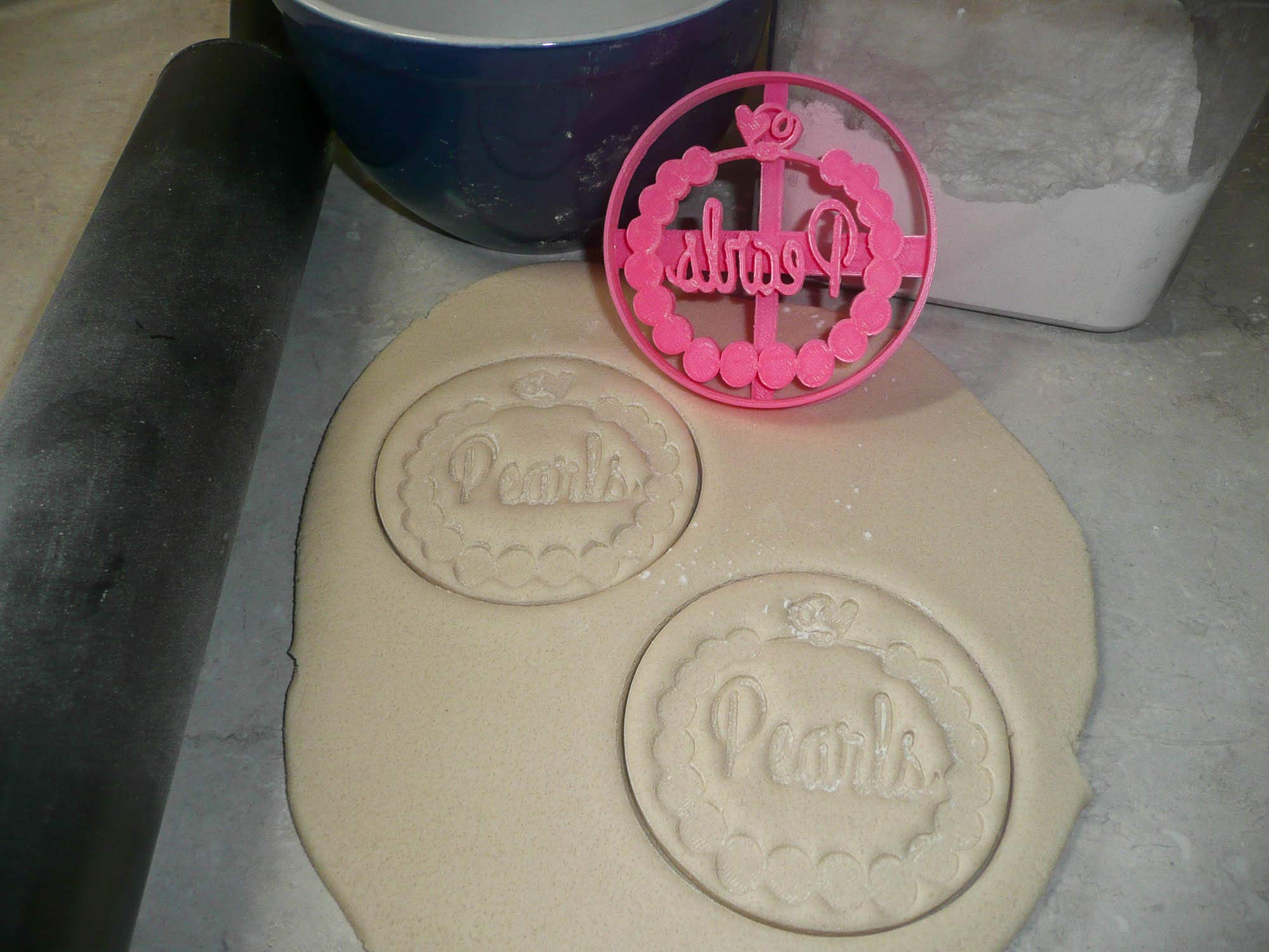 PUTTERS OR PEARLS GENDER REVEAL BABY SHOWER SET OF 3 COOKIE CUTTERS MADE IN USA PR1436