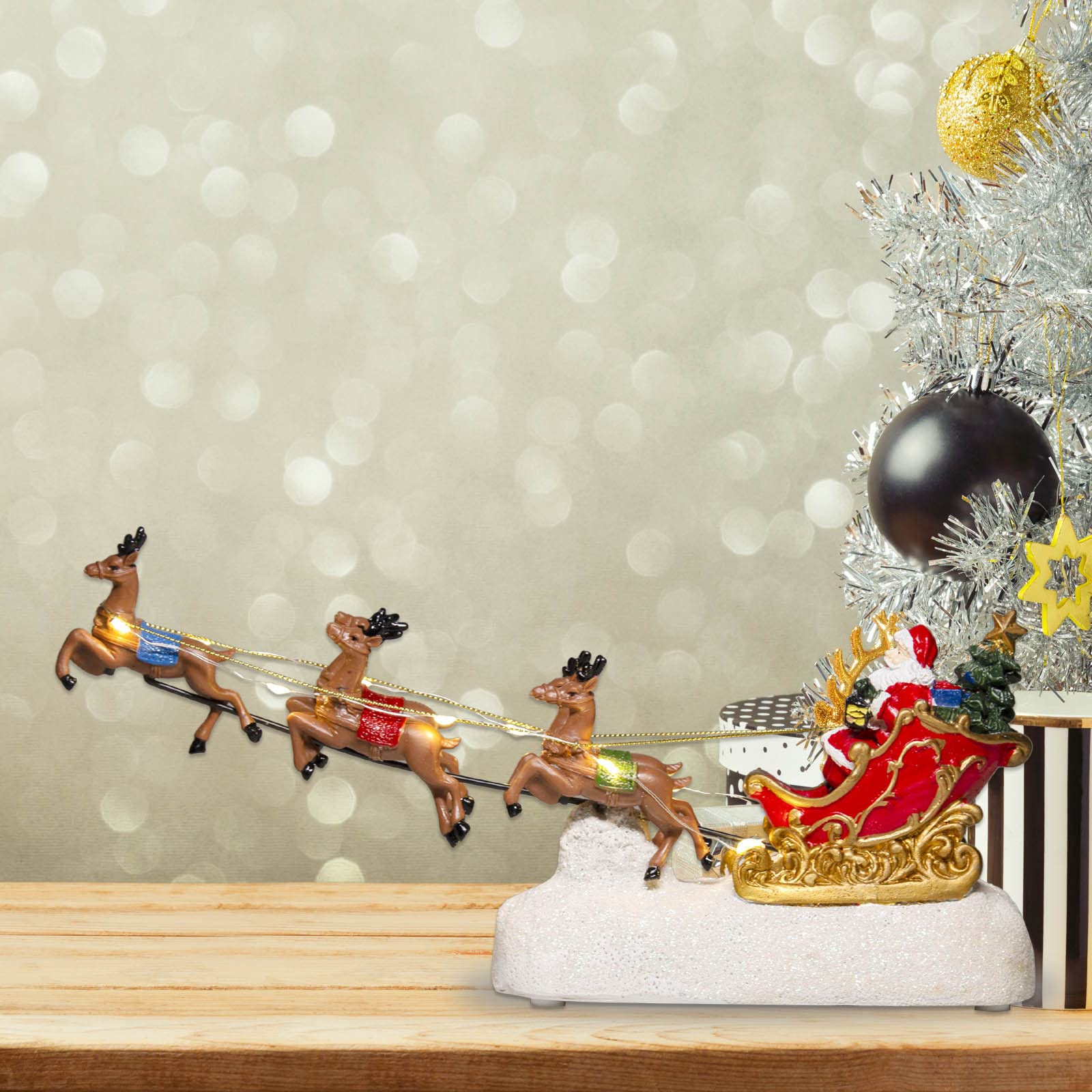 innodept12 Santa's Sleigh and Reindeer Assortment - Christmas Reindeer Car with LED Light UP