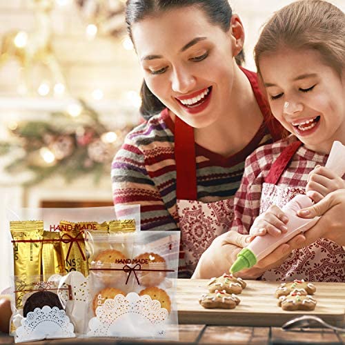 300 Counts Christmas Snowflake Candy Bags Lace Bowknot Wrappers Self Adhesive Hand Made Cookie Bags 3 Sizes Biscuit Roasting Treat Gift DIY Decorating Plastic Bags for Christmas