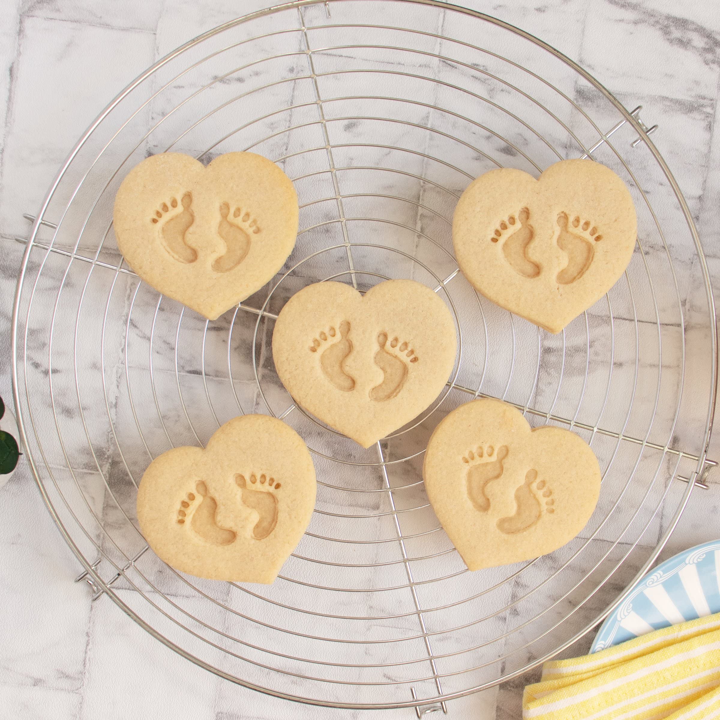 Baby Footprints cookie cutter, 1 piece - Bakerlogy