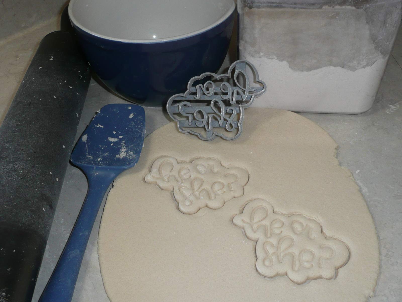 CUPCAKE OR STUD MUFFIN GENDER REVEAL BABY SHOWER SET OF 3 COOKIE CUTTERS MADE IN USA PR1204