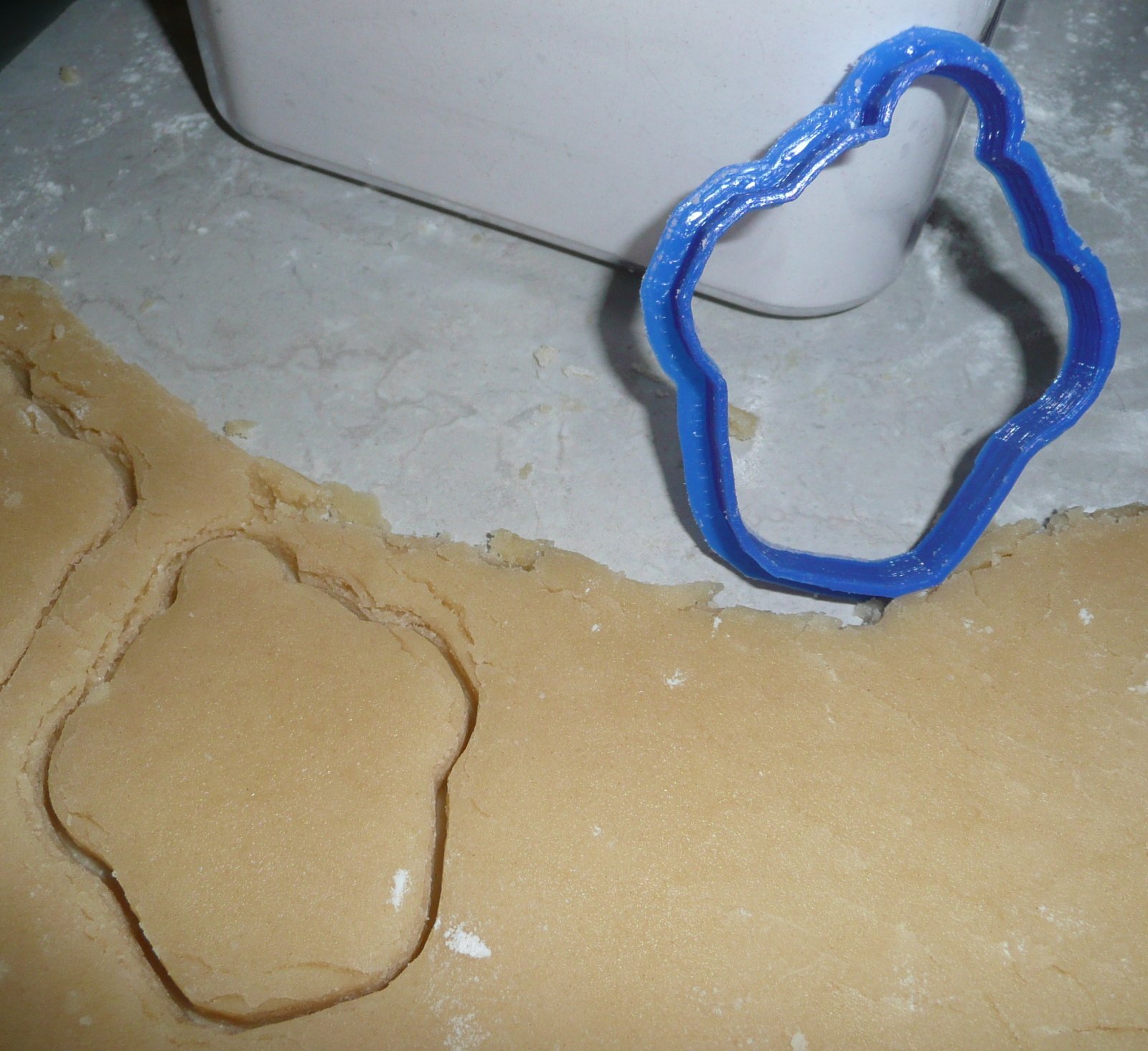 CUPCAKE OR STUD MUFFIN GENDER REVEAL BABY SHOWER SET OF 3 COOKIE CUTTERS MADE IN USA PR1204