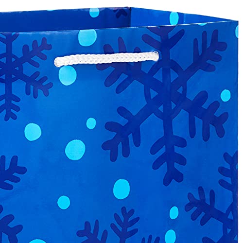 Image Arts Holiday Gift Bag Assortment (Pack of 16) Blue and White Stripes, Snowflakes, Reindeer, Winter Scenes