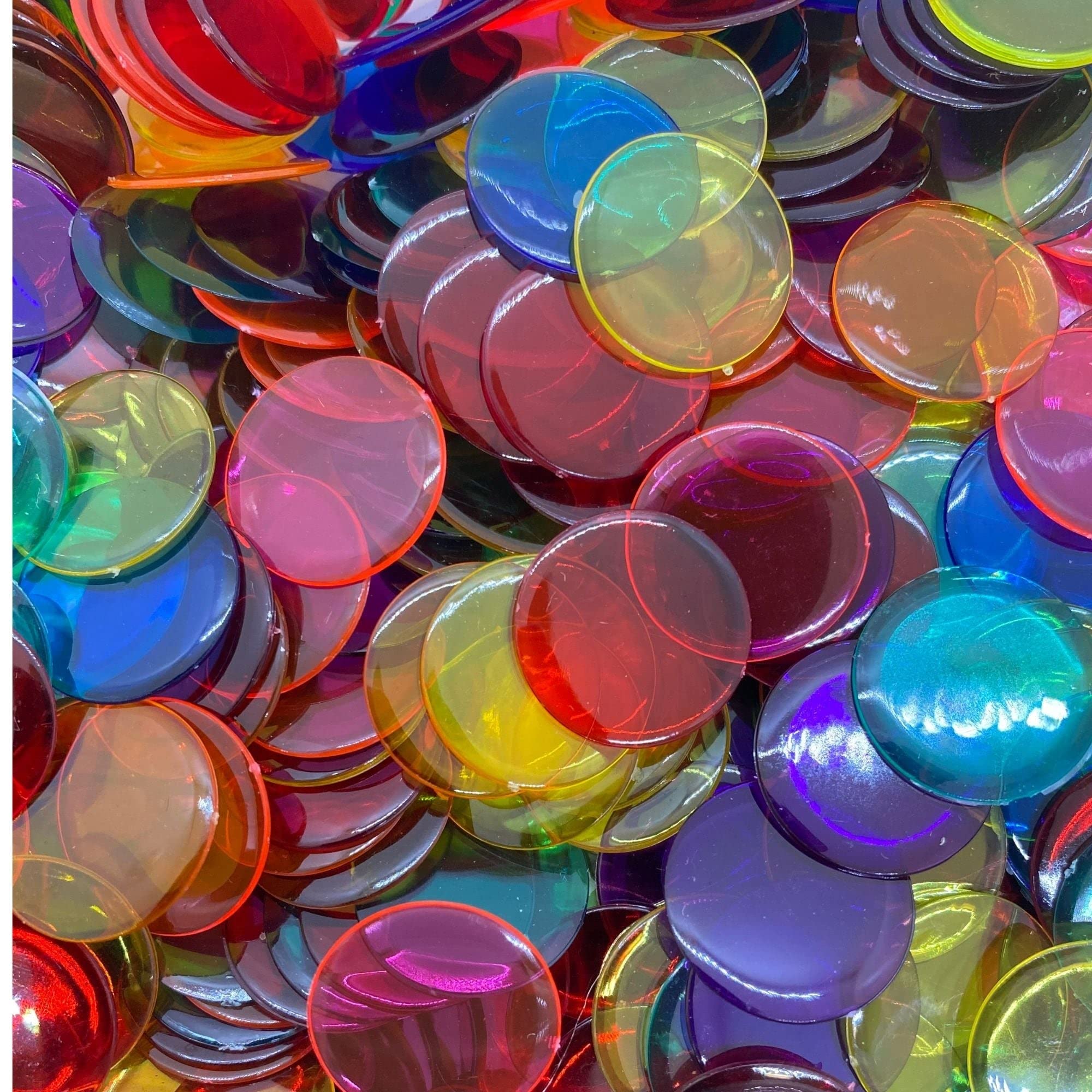 MR CHIPS Plastic Bingo Chips for Games 1000 Count Bag - Solid and Transparent Colors Counting Red 3/4 Inch