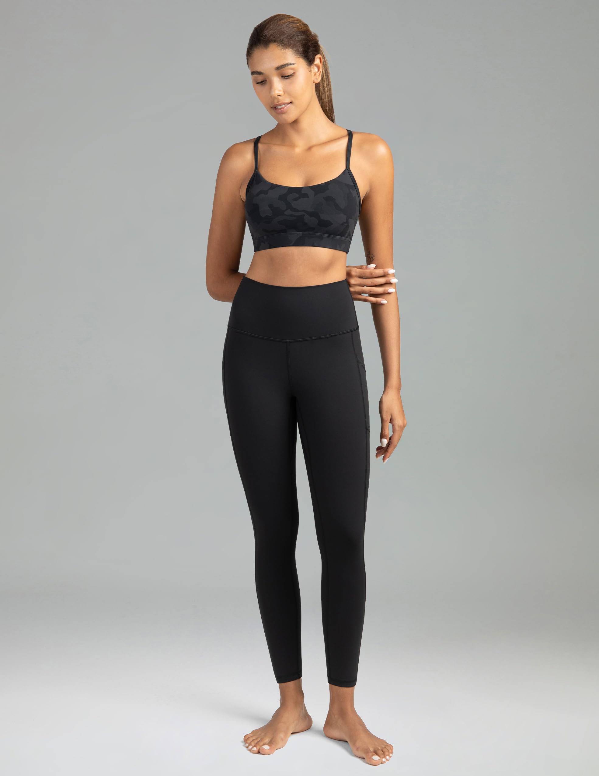 Colorfulkoala Women's High Waisted Tummy Control Workout Leggings 7/8 Length Yoga Pants with Pockets (L, Black)
