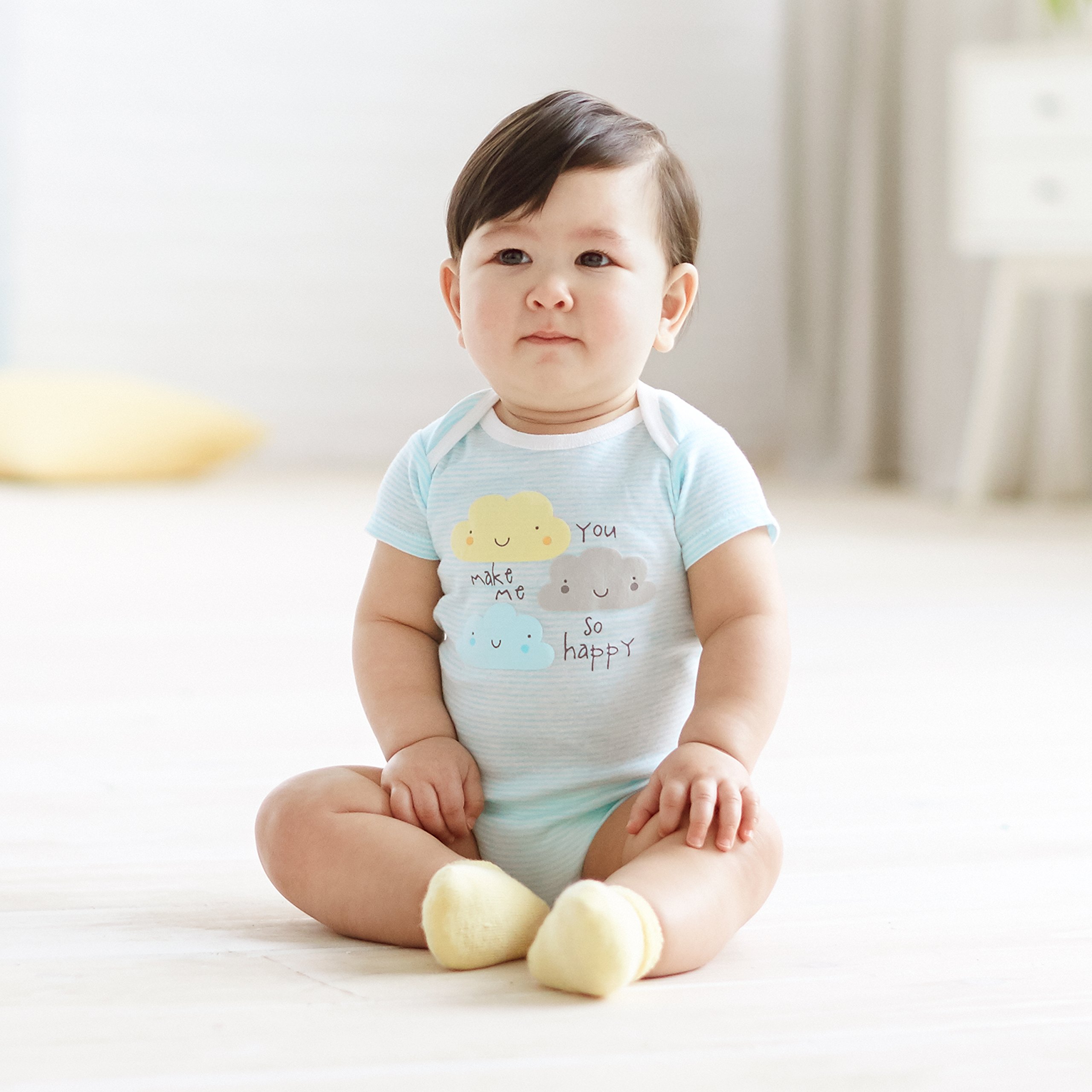 Gerber Unisex Baby 5-Pack Short Sleeve Variety Onesies Bodysuits Clouds 3-6 Months