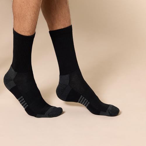 Amazon Essentials Men's Performance Comfortable Cotton Cushioned Breathable Athletic Crew Sports Socks, 6 Pairs, Black, 6-12