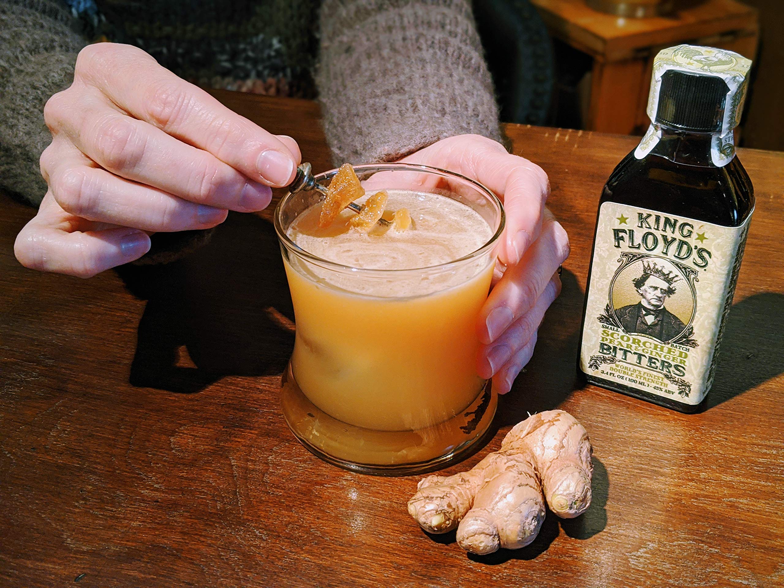 King Floyd's, Artisanal Scorched Pear & Ginger Bitters, Hand Crafted, Made from the Torched Carmalized Pears, Unique Bitters for a Unique Cocktail, 100ml, Bar Provisions, Bitters for Cocktails
