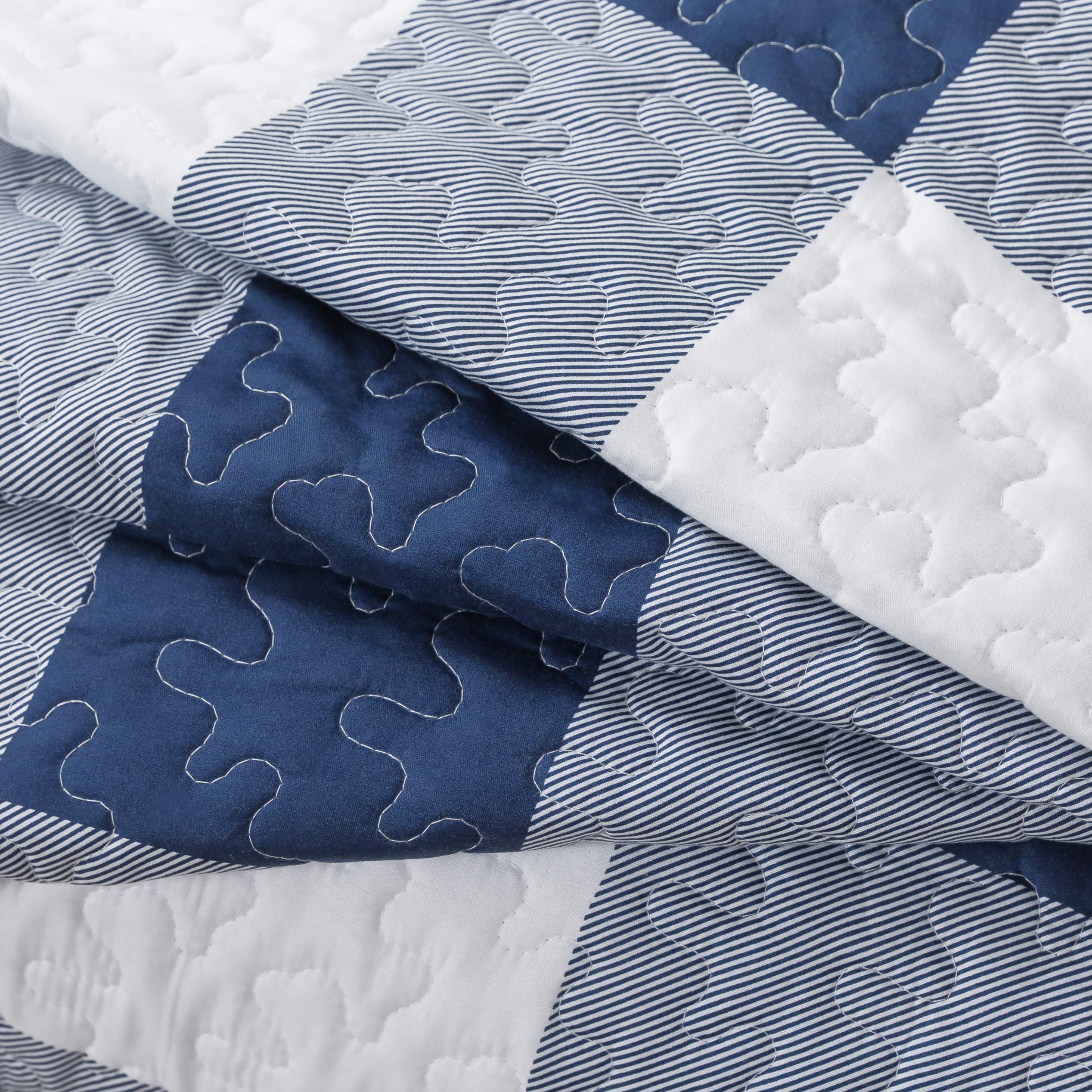 Soul & Lane Checks and Stripes Quilts Set - King Size with 2 Shams, Blue and White Buffalo Plaid Quilted Bedspread, Lightweight Navy Checkered Gingham Bedding, Cozy Lodge-Style Check Design