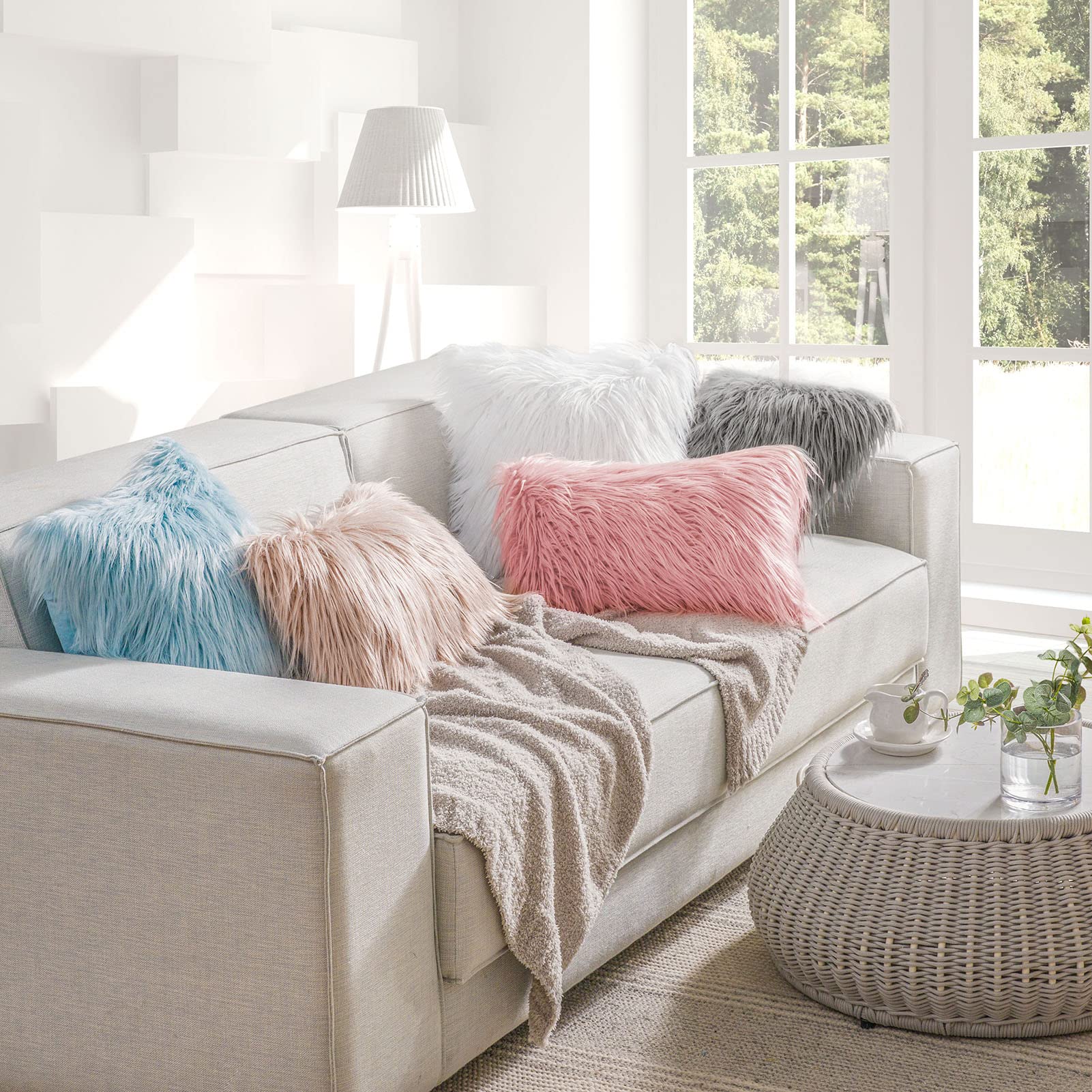 Phantoscope Pack of 2 Faux Fur Solid Throw Decorative Pillow Cover Cushion Covers Luxury Soft Decorative Pillowcase Fuzzy Pillow Covers for Bed/Couch, White 18 x 18 Inches