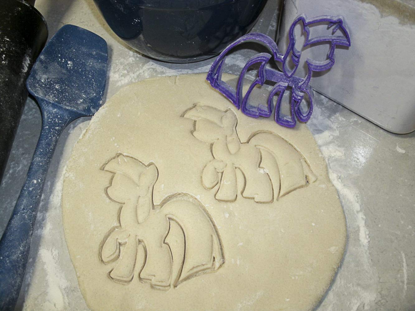 INSPIRED BY MY LITTLE PONY FRIENDSHIP IS MAGIC THEMED CHARACTERS SET OF 6 COOKIE CUTTERS USA PR1077