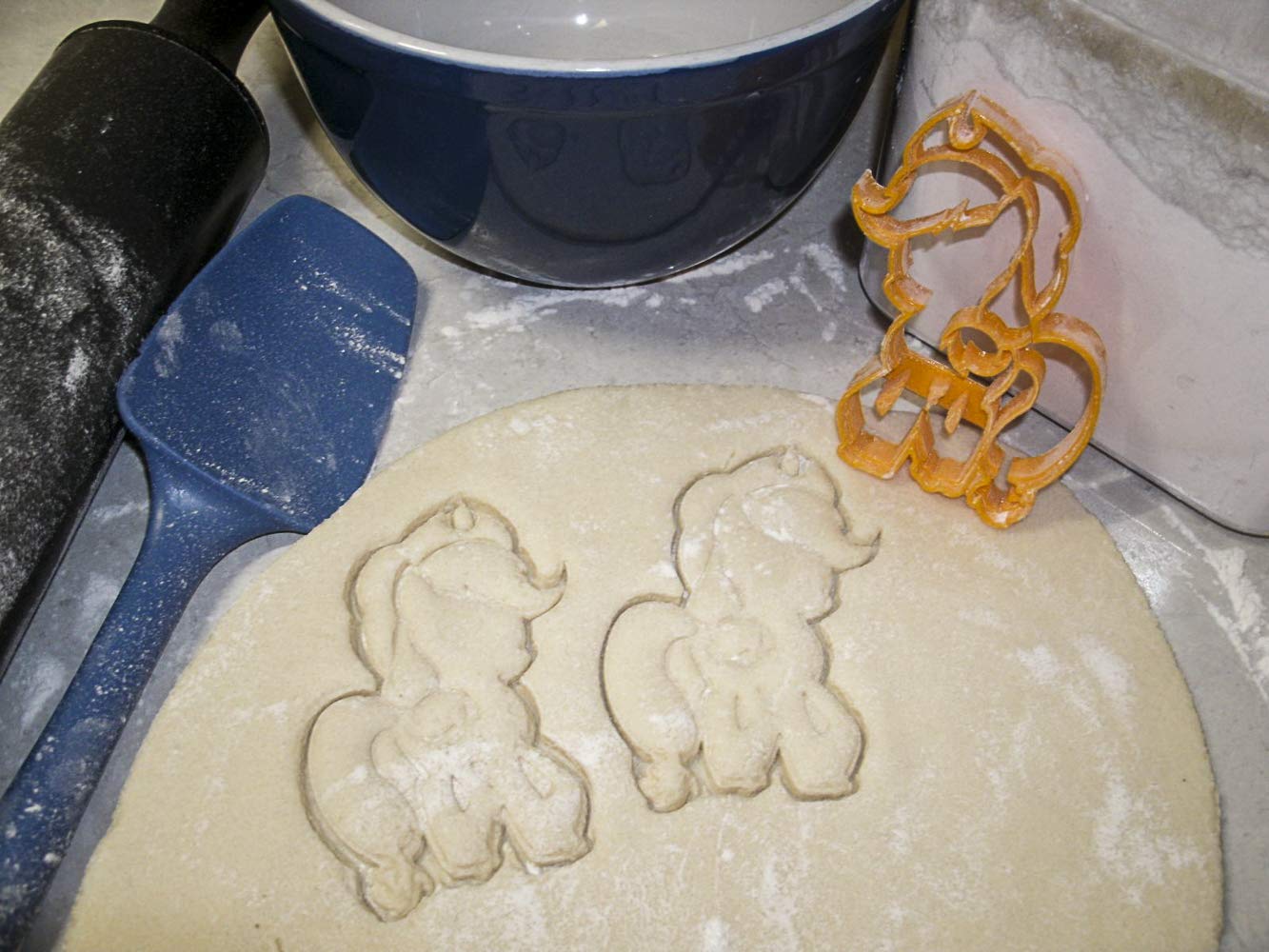 INSPIRED BY MY LITTLE PONY FRIENDSHIP IS MAGIC THEMED CHARACTERS SET OF 6 COOKIE CUTTERS USA PR1077
